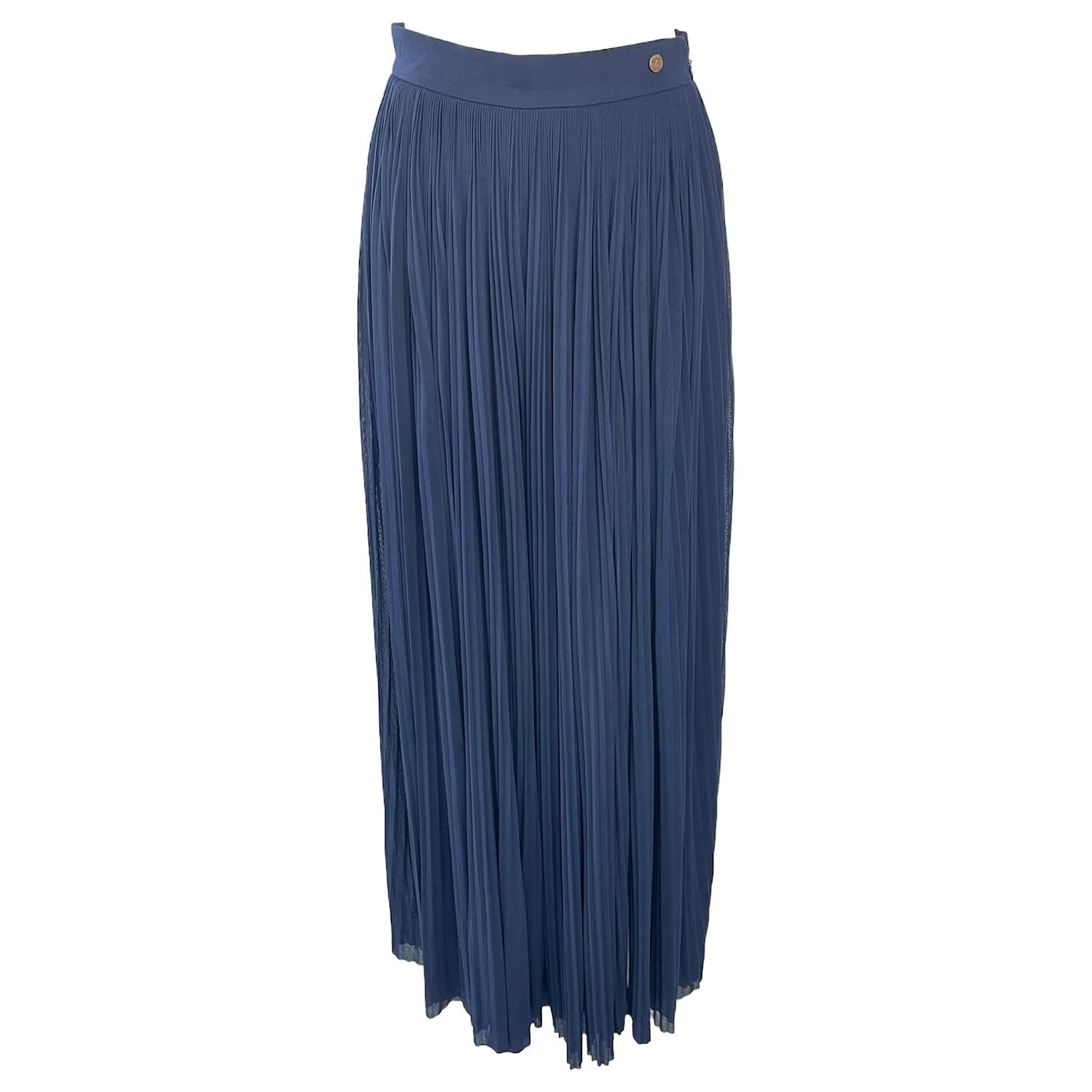 Chanel Navy Blue Pleated High Waist Maxi Skirt Silk ref.1036217 - Joli ...