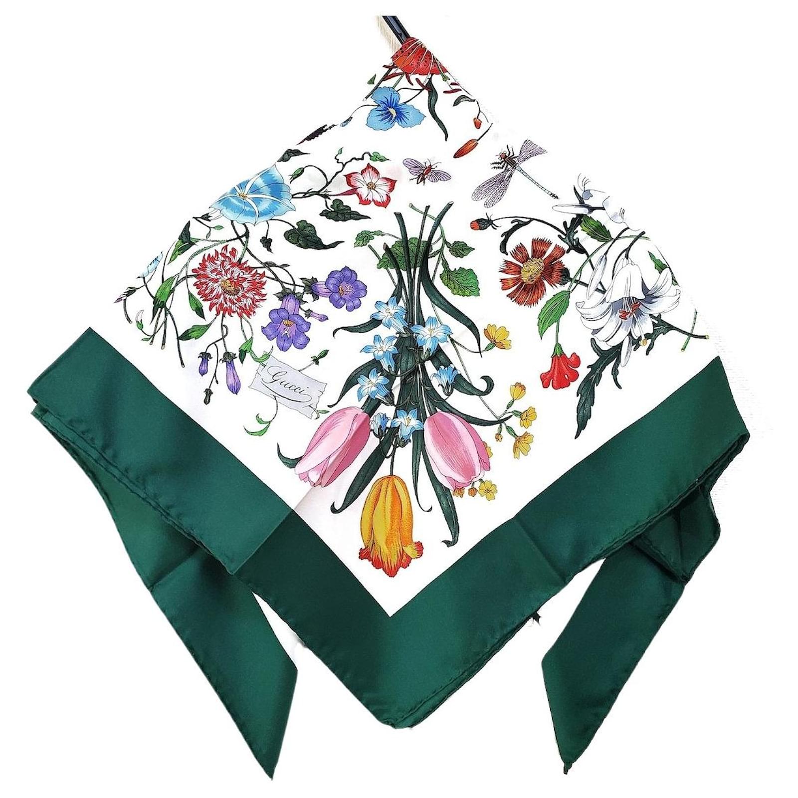 gucci Multiple colors Silk ref.1036638 - Joli Closet