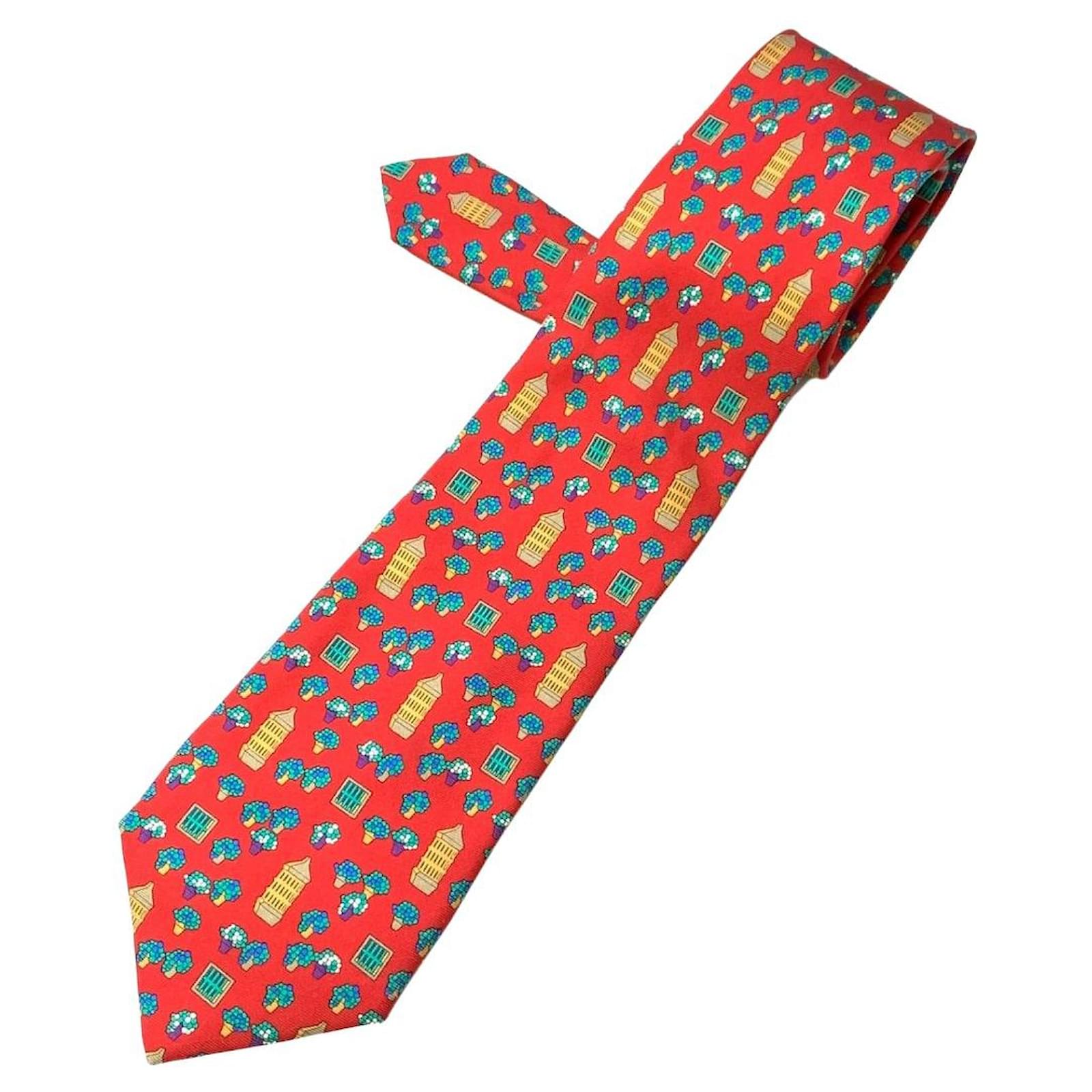 Loewe Red Silk ref.1045182 - Joli Closet