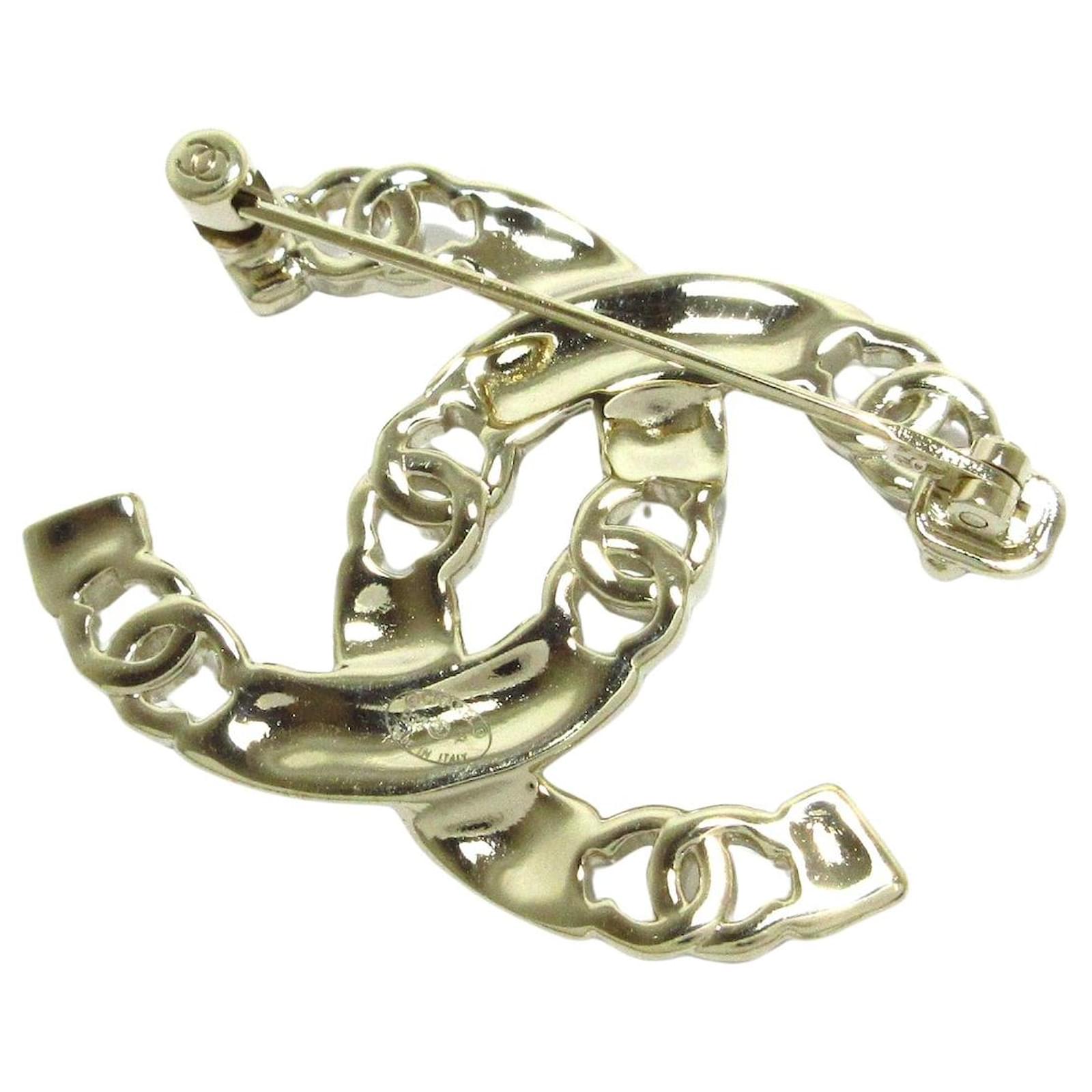 Timeless Chanel COCO Mark Golden Metal ref.1048327 - Joli Closet