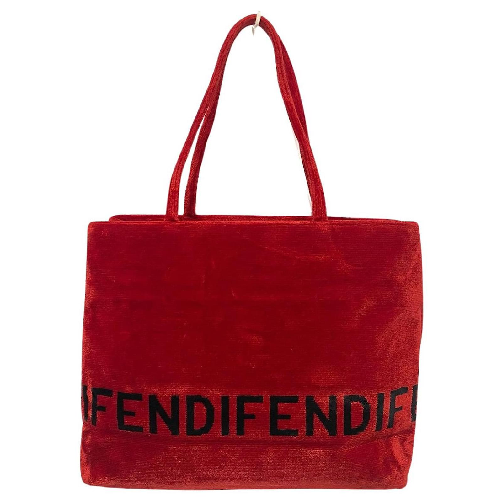 Fendi -- Red Suede ref.1049666 - Joli Closet