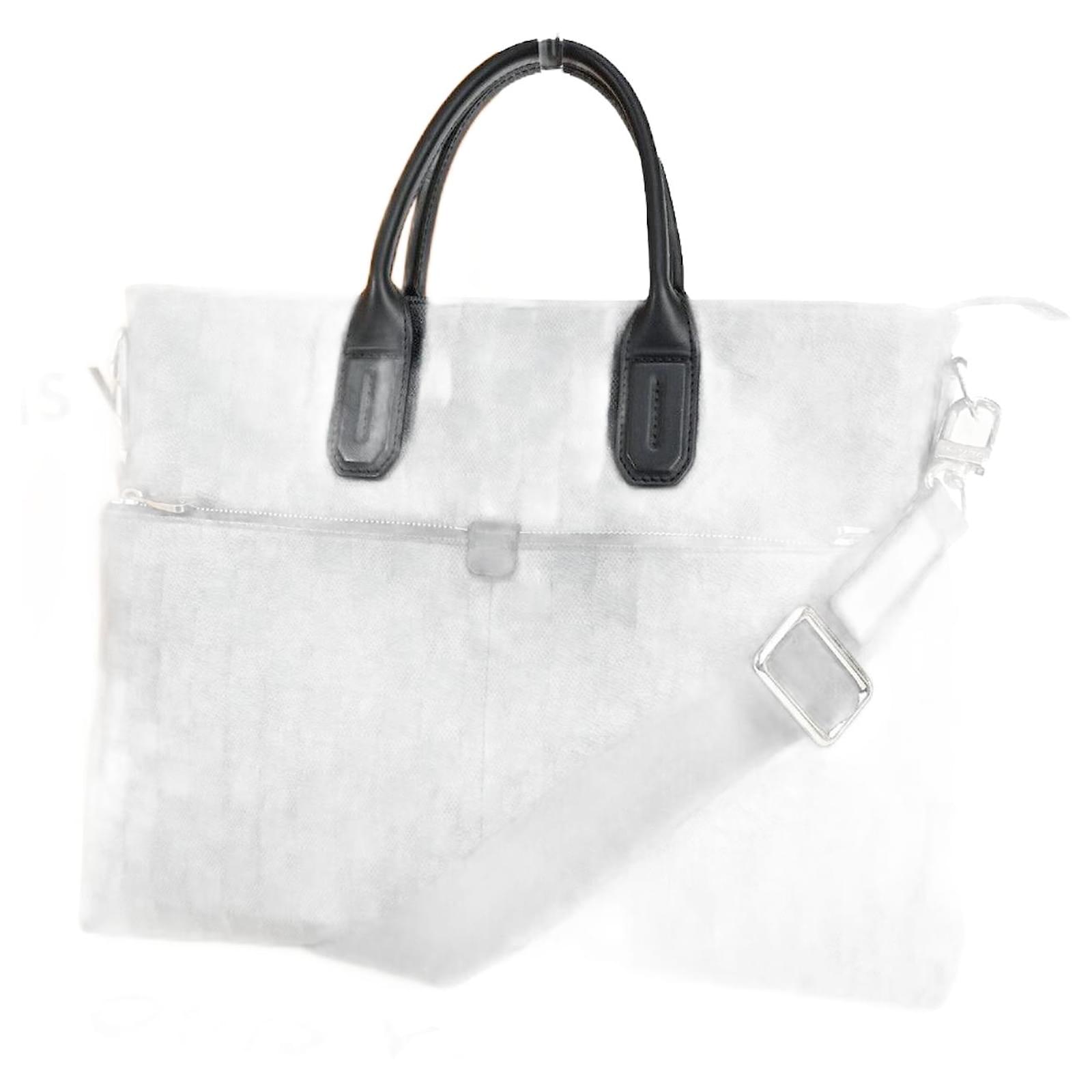 Louis Vuitton 7DW Black Silver ref.1050287 - Joli Closet