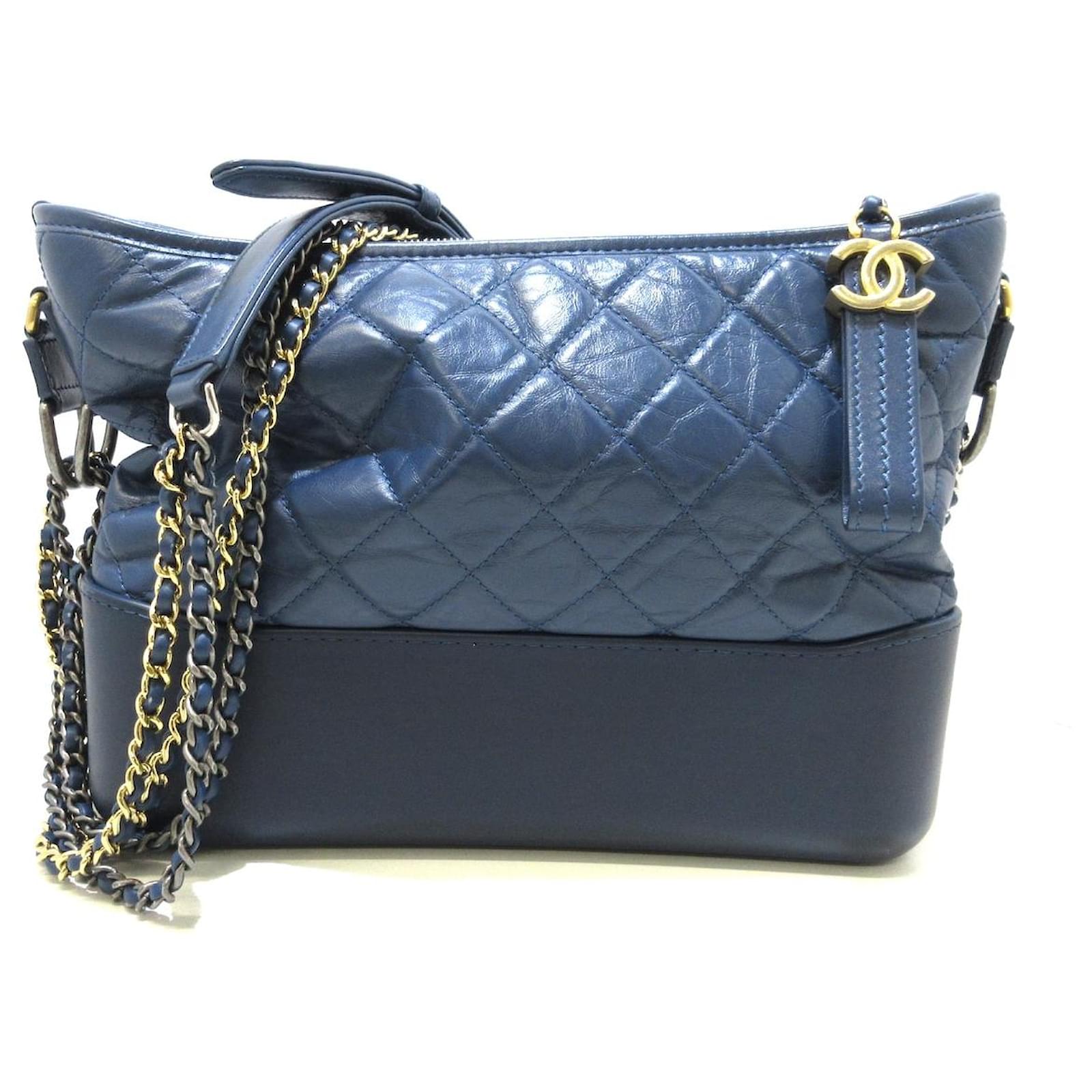 Chanel Gabrielle Navy blue Leather ref.1055144 - Joli Closet
