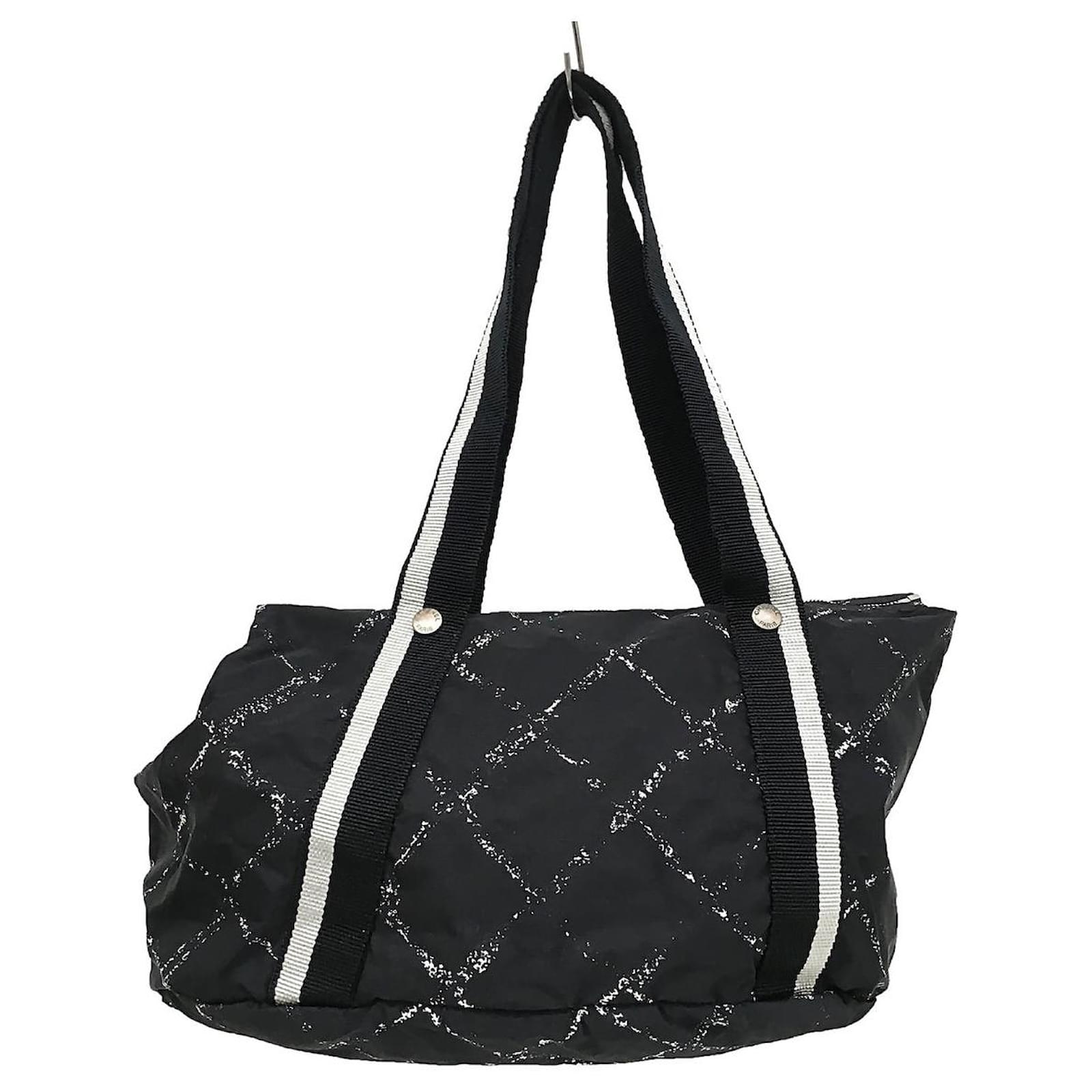 Chanel Travel line Black Synthetic ref.1055180 - Joli Closet