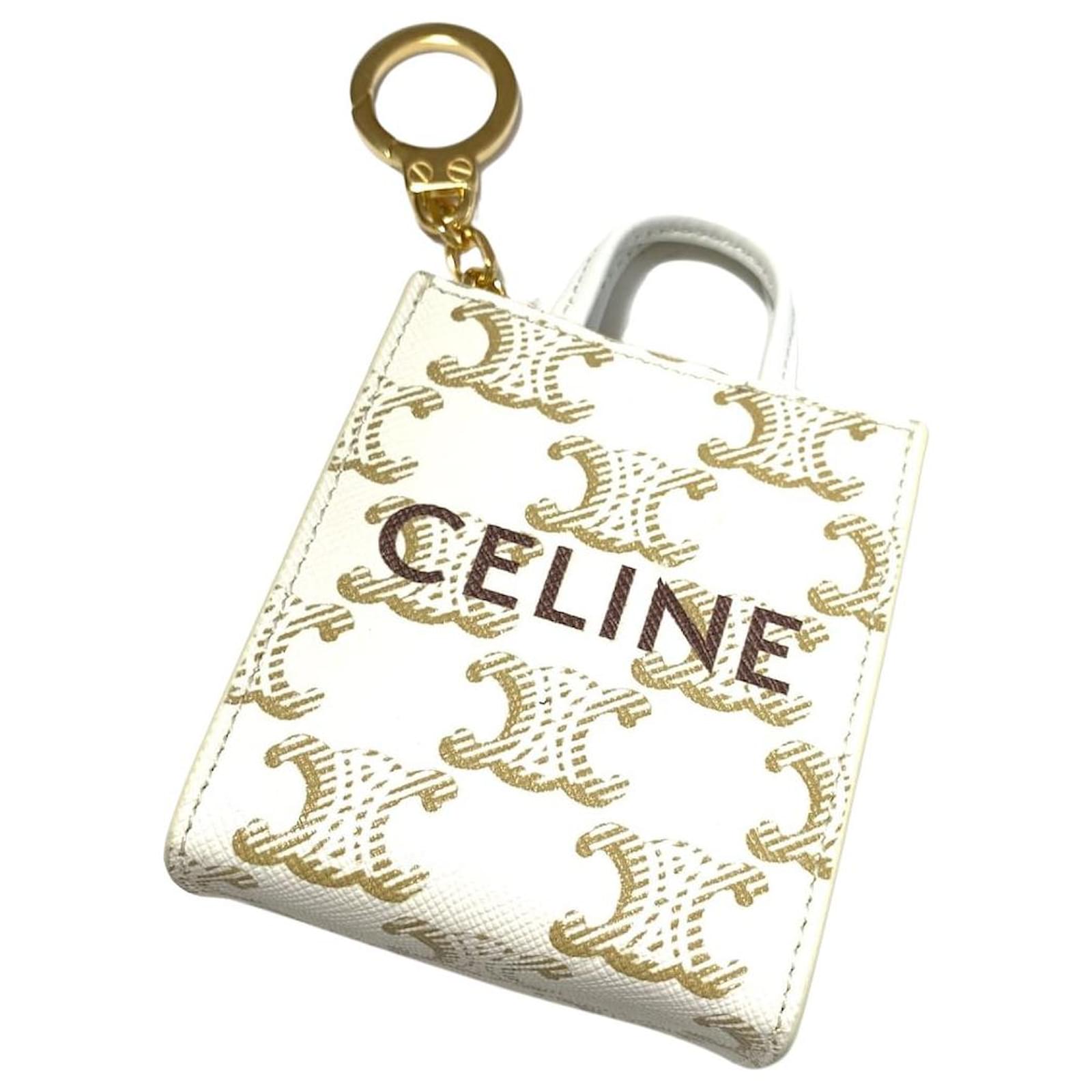 Céline Celine Cream Cloth ref.1055658 - Joli Closet