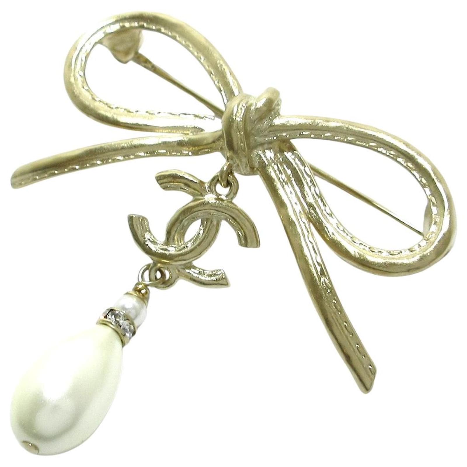 Classique Chanel COCO Mark Métal Doré ref.1056597 - Joli Closet