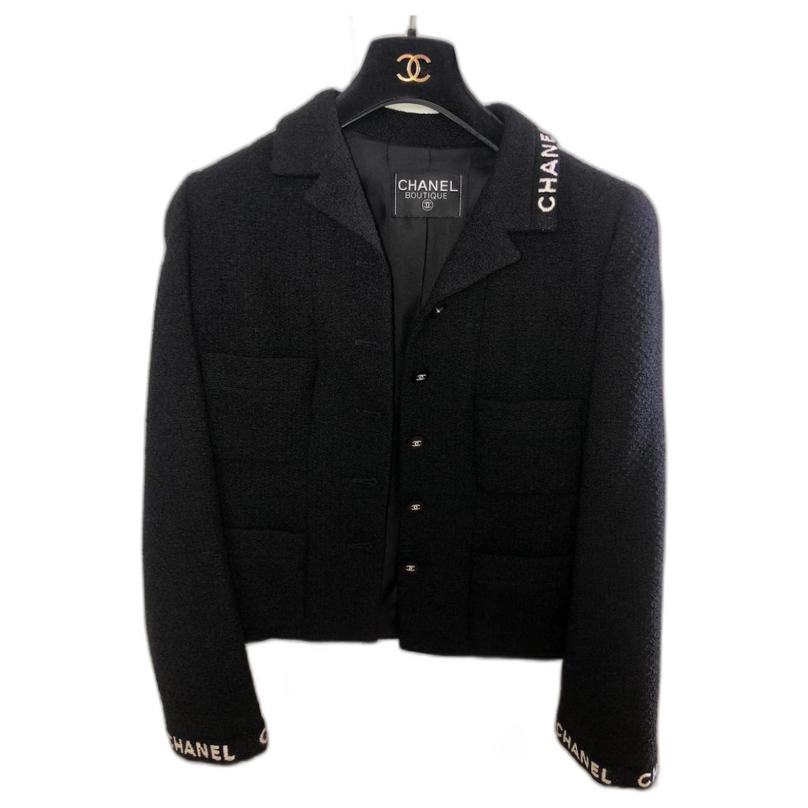 Chanel Jackets Black Wool ref.1069147 - Joli Closet