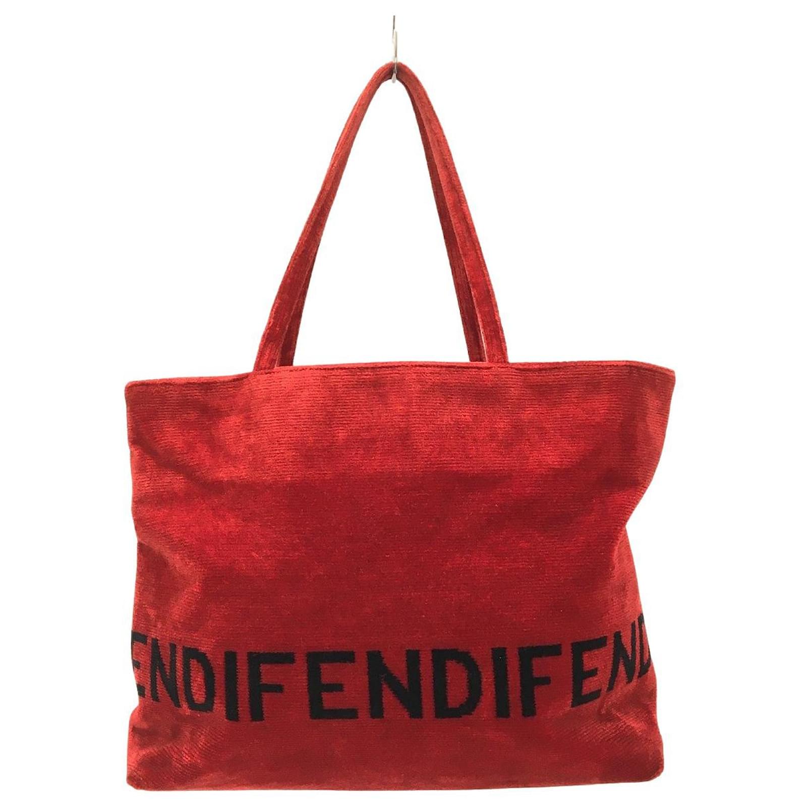 Fendi Red Velvet ref.1075768 - Joli Closet