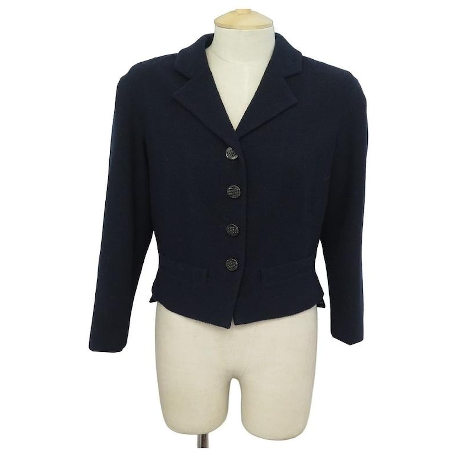 SHORT CHANEL JACKET P42616V18196 40 M IN WOOL NAVY BLUE WOOL JACKET ref ...