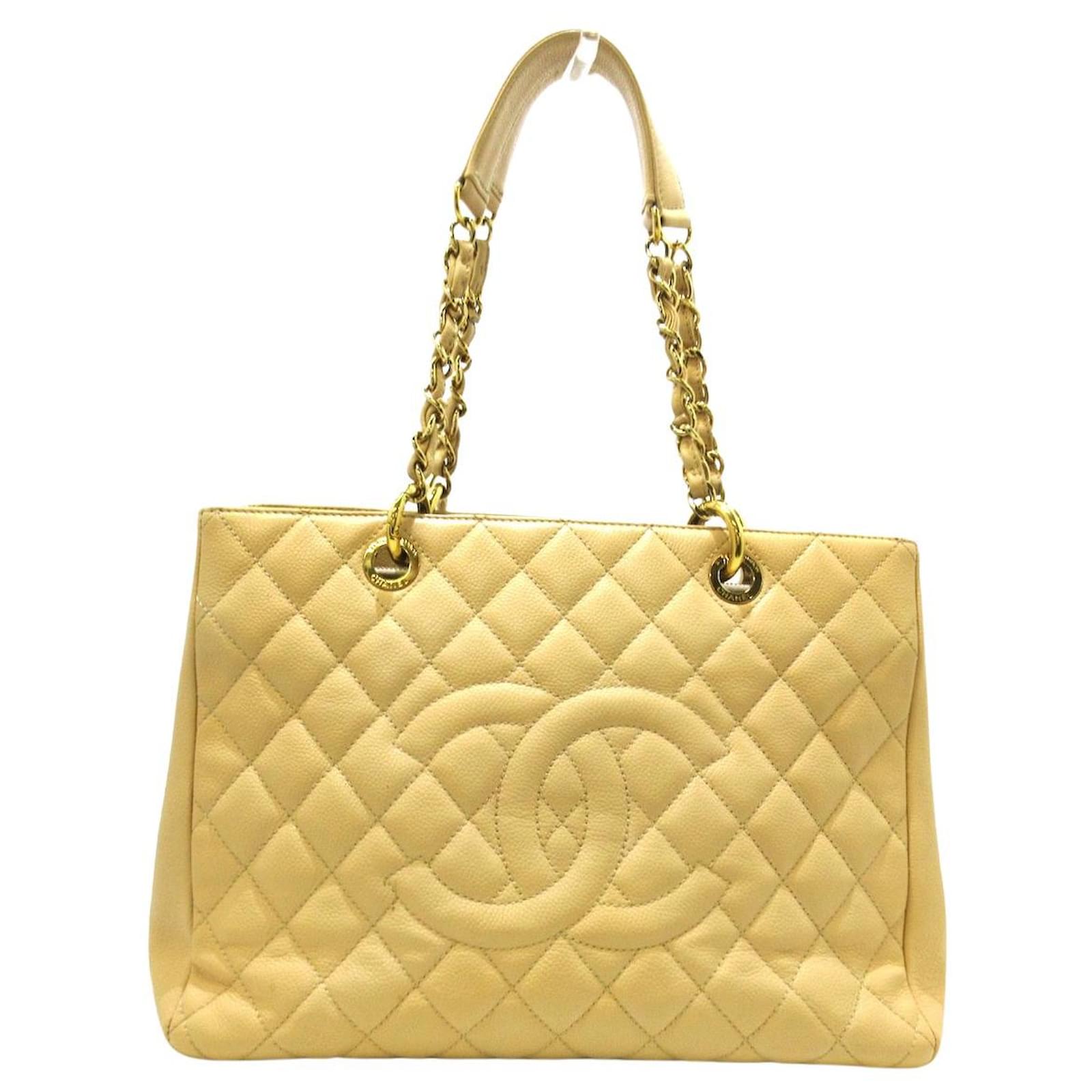 Timeless Chanel GST (grand shopping tote) Beige Leather ref.1079576 ...