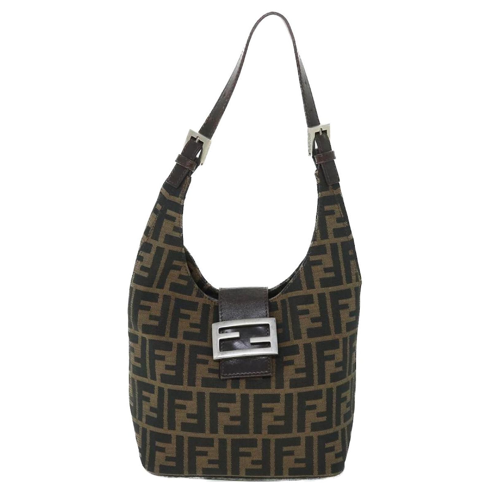 Fendi baguette Beige Cloth ref.1079701 - Joli Closet