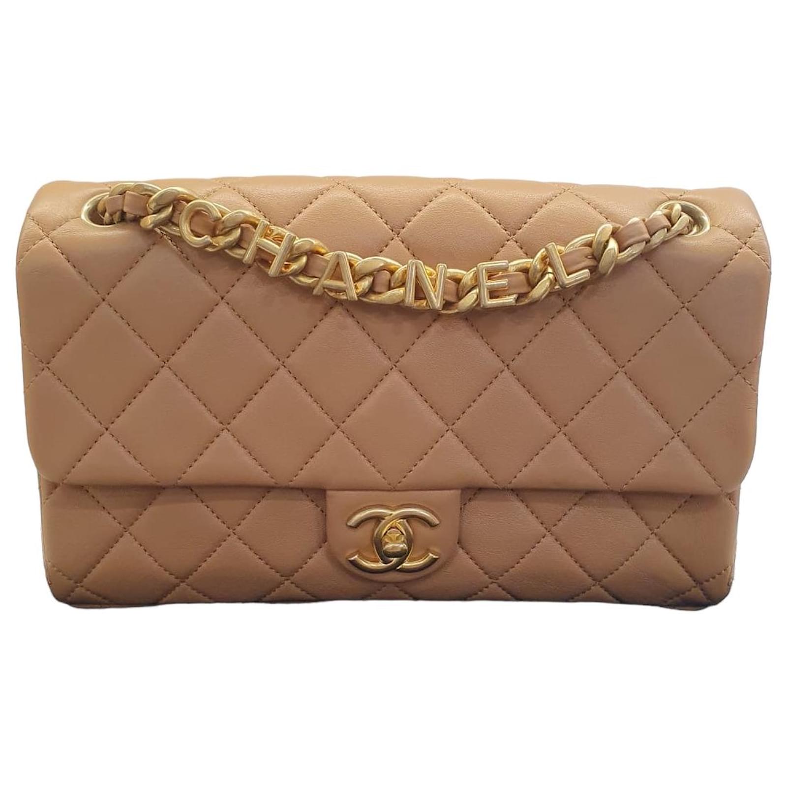 Chanel Handbags Beige Leather ref.1088722 - Joli Closet