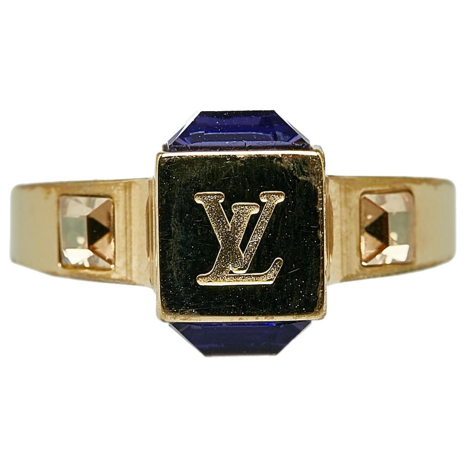Louis Vuitton Gold Crystal Gamble Cocktail Ring Golden Metal ref ...