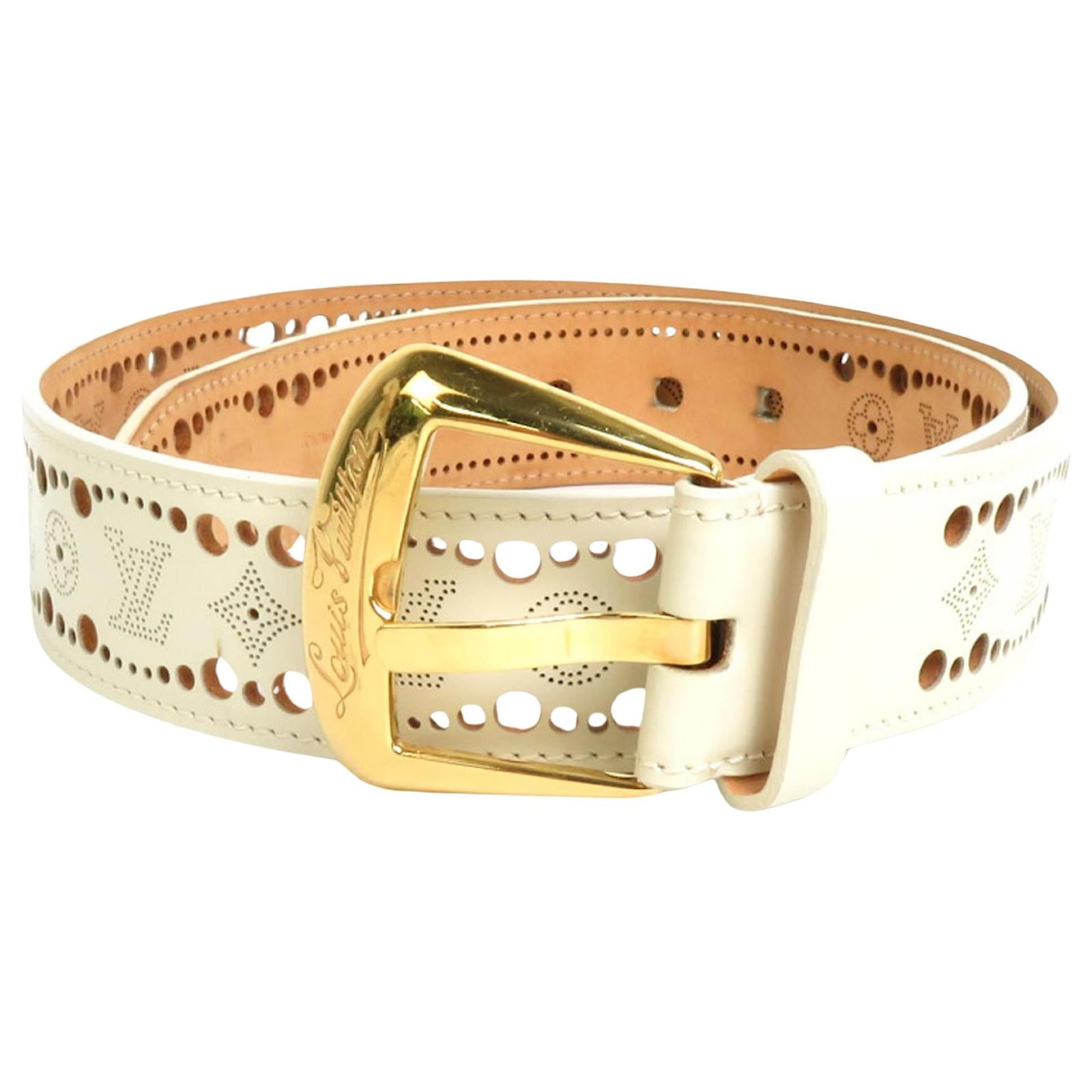 Louis Vuitton Beige Metal ref.1102249 - Joli Closet