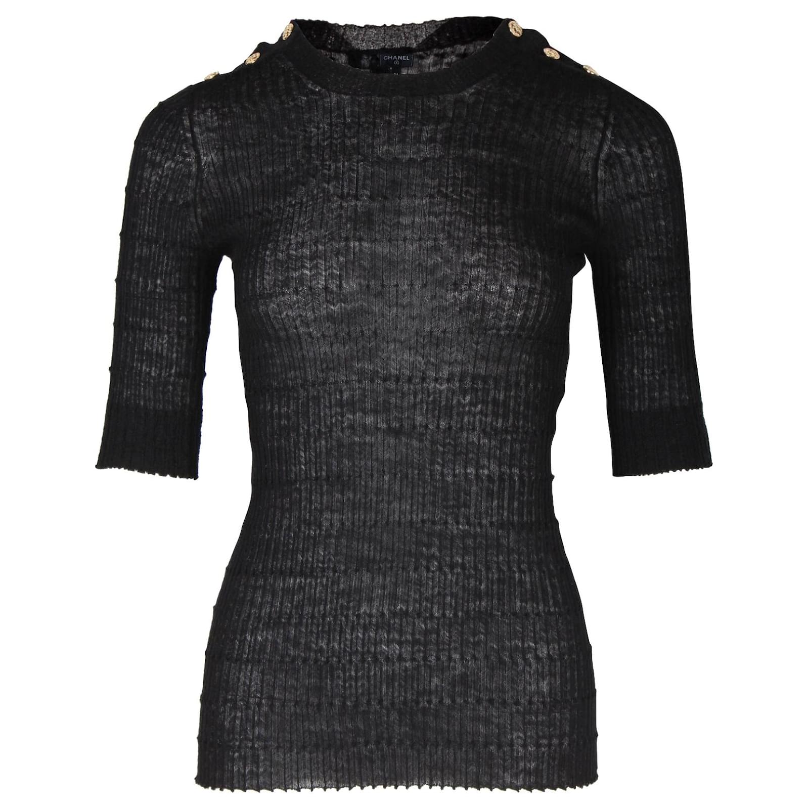 Chanel Gold Button-Detail Knitted Top in Black Wool ref.1106165 - Joli ...