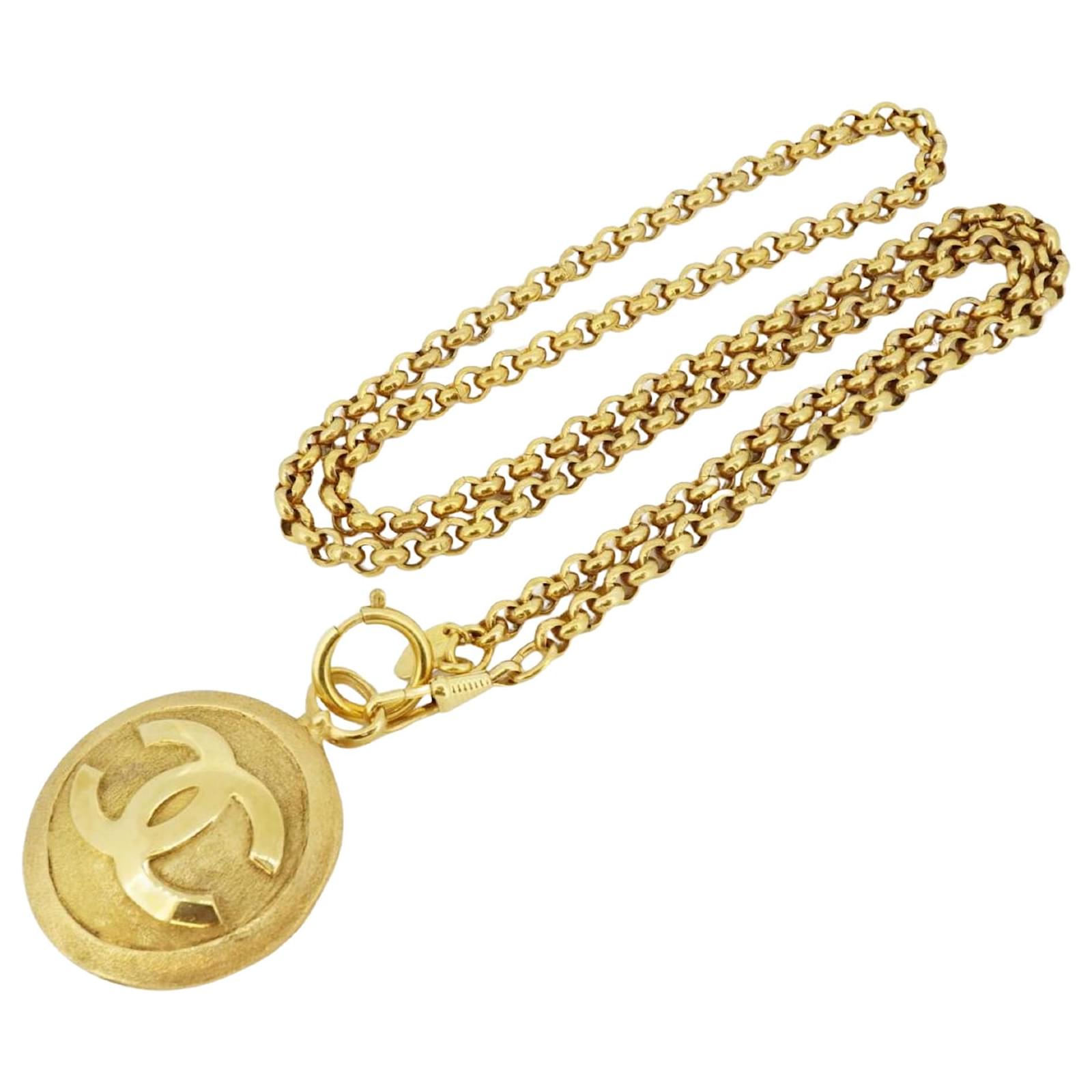 Classique Chanel COCO Mark Plaqué or Doré ref.1108365 - Joli Closet