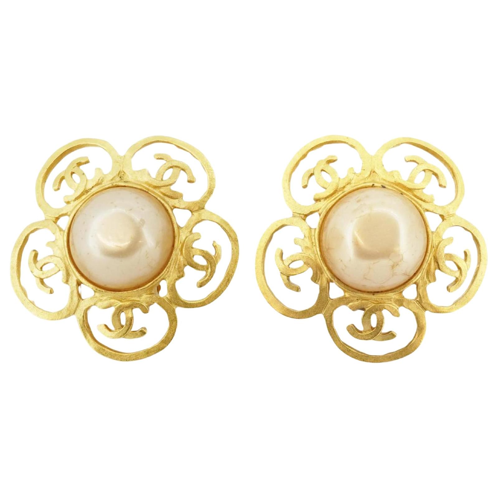 Timeless Chanel COCO Mark Golden Metal ref.1110111 - Joli Closet