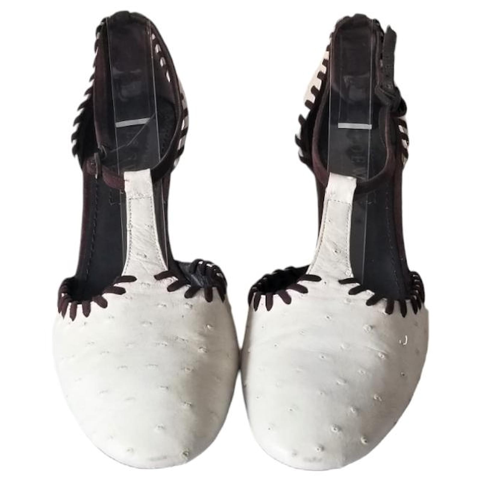 Loewe shoes White Dark brown Ostrich leather ref.1119315 - Joli Closet