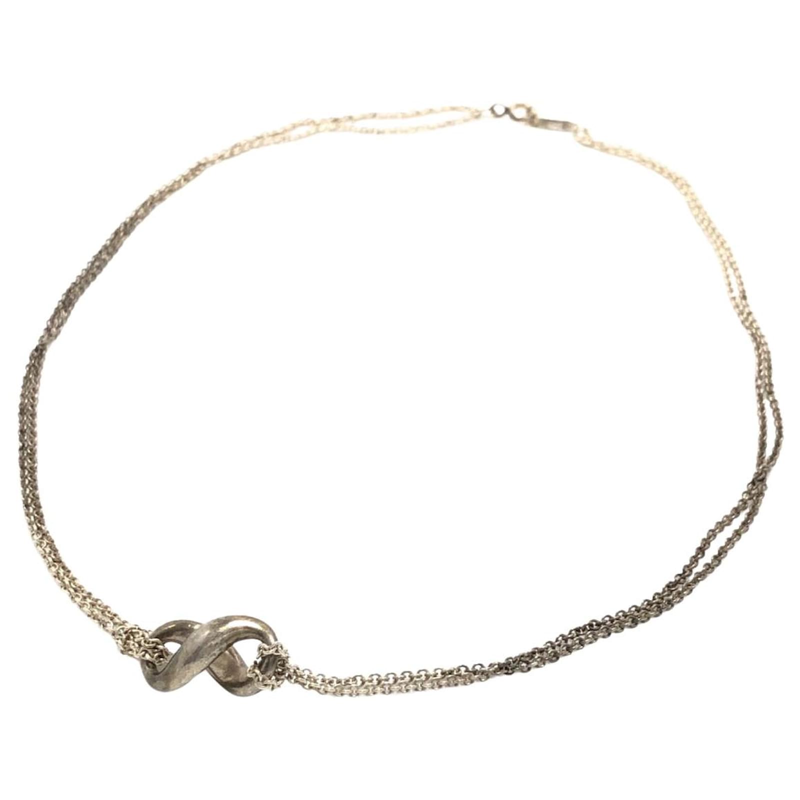 Tiffany & Co Figure eight Silvery Silver ref.1120062 - Joli Closet