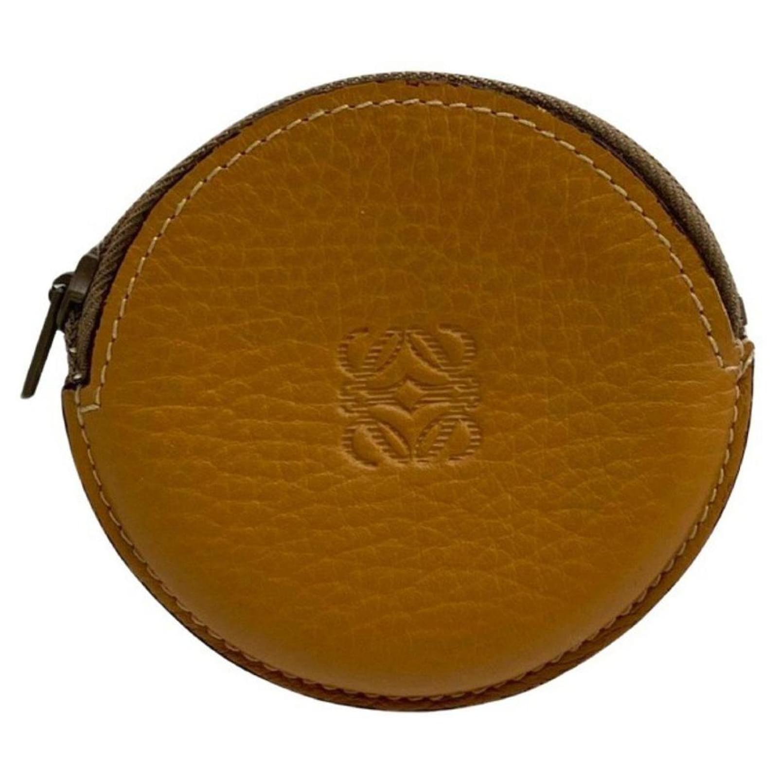 Loewe Anagram Beige Leather ref.1127436 - Joli Closet