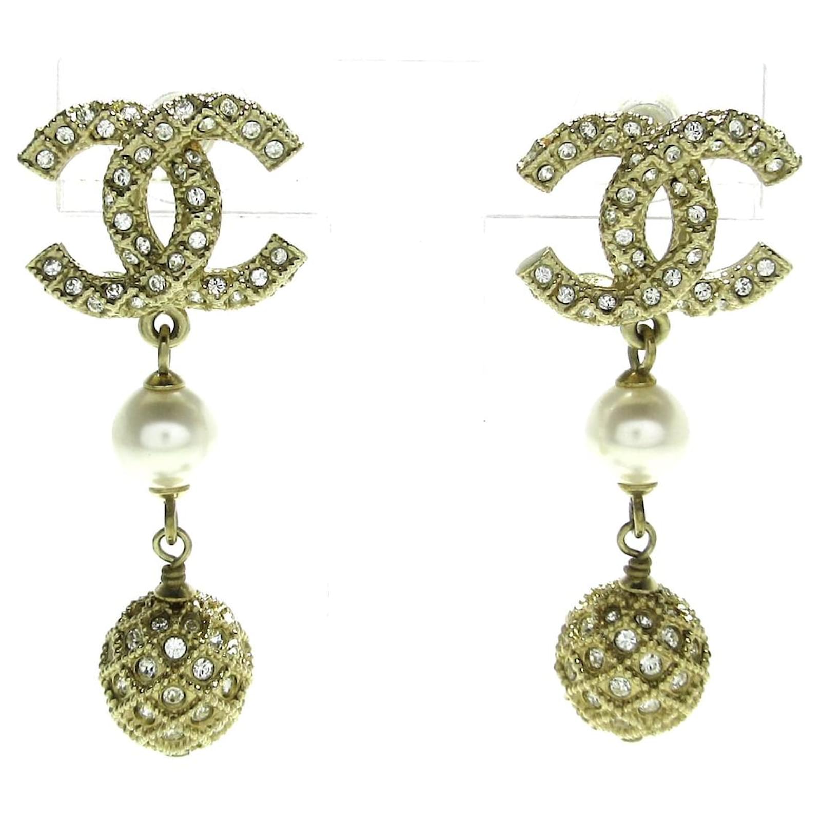 Timeless Chanel COCO Mark Yellow Metal ref.1130064 - Joli Closet