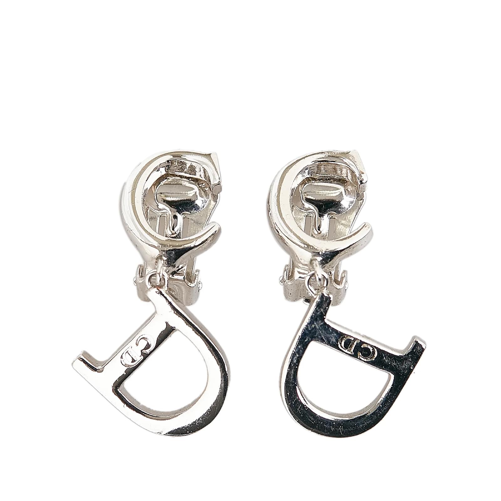 Silver Dior CD Logo Clip On Earrings Silvery Metal ref.1137042 - Joli ...