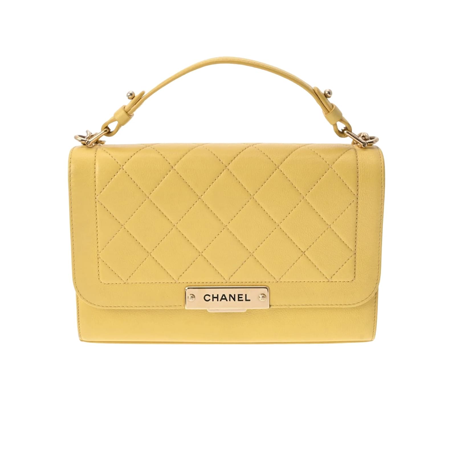 Chanel Trendy CC Yellow Leather ref.1144485 - Joli Closet
