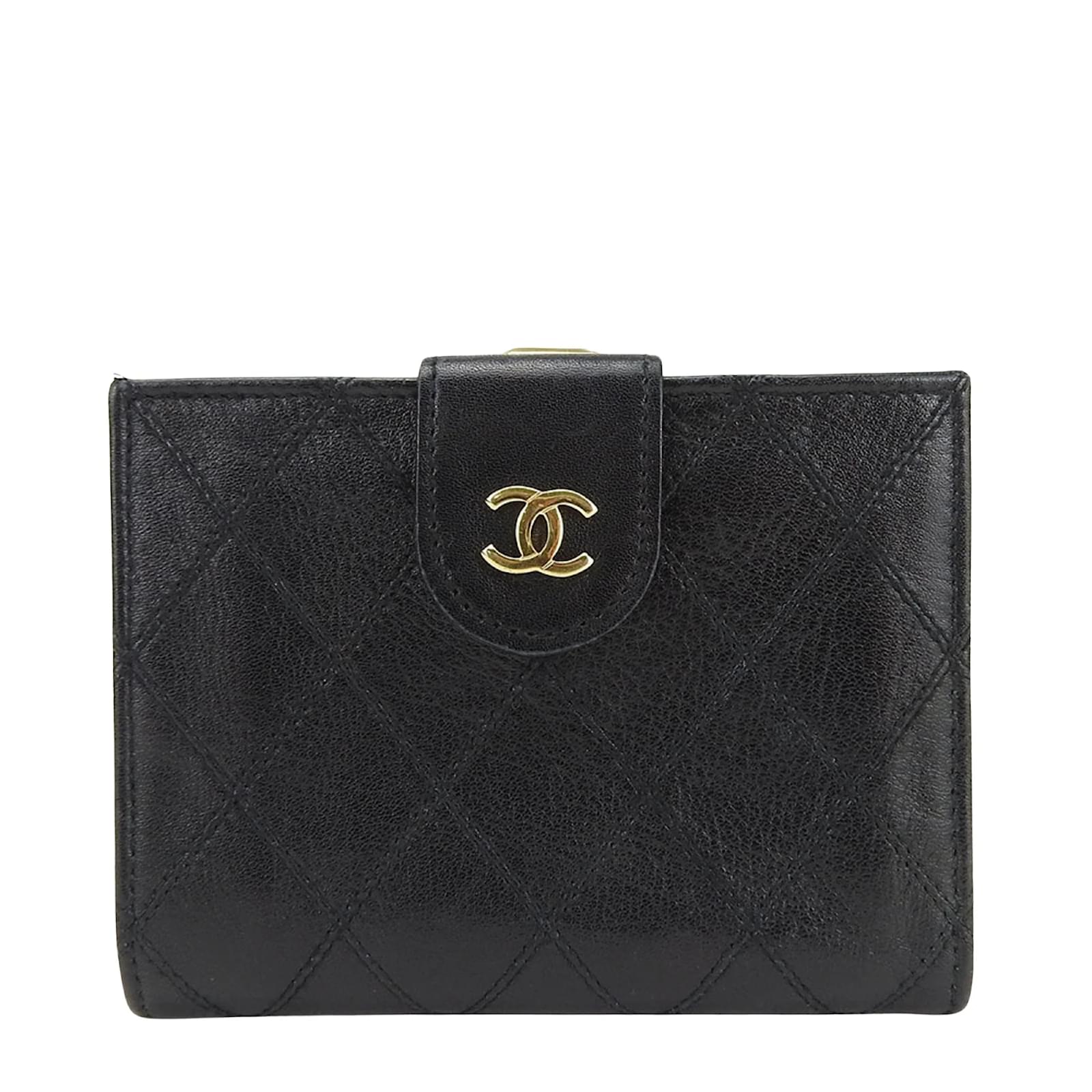Chanel Logo CC Black Leather ref.1148912 - Joli Closet