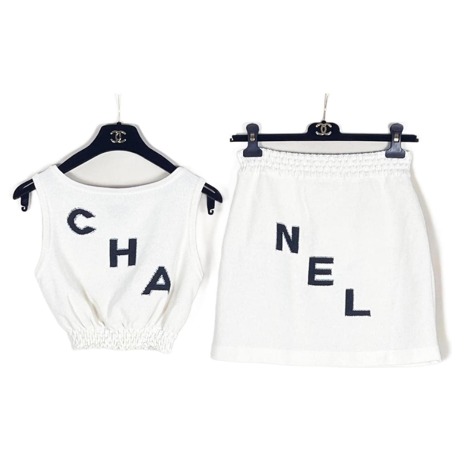 Chanel New Icon 2019 Kylie Jenner Logo Suit Multiple colors Viscose ref ...