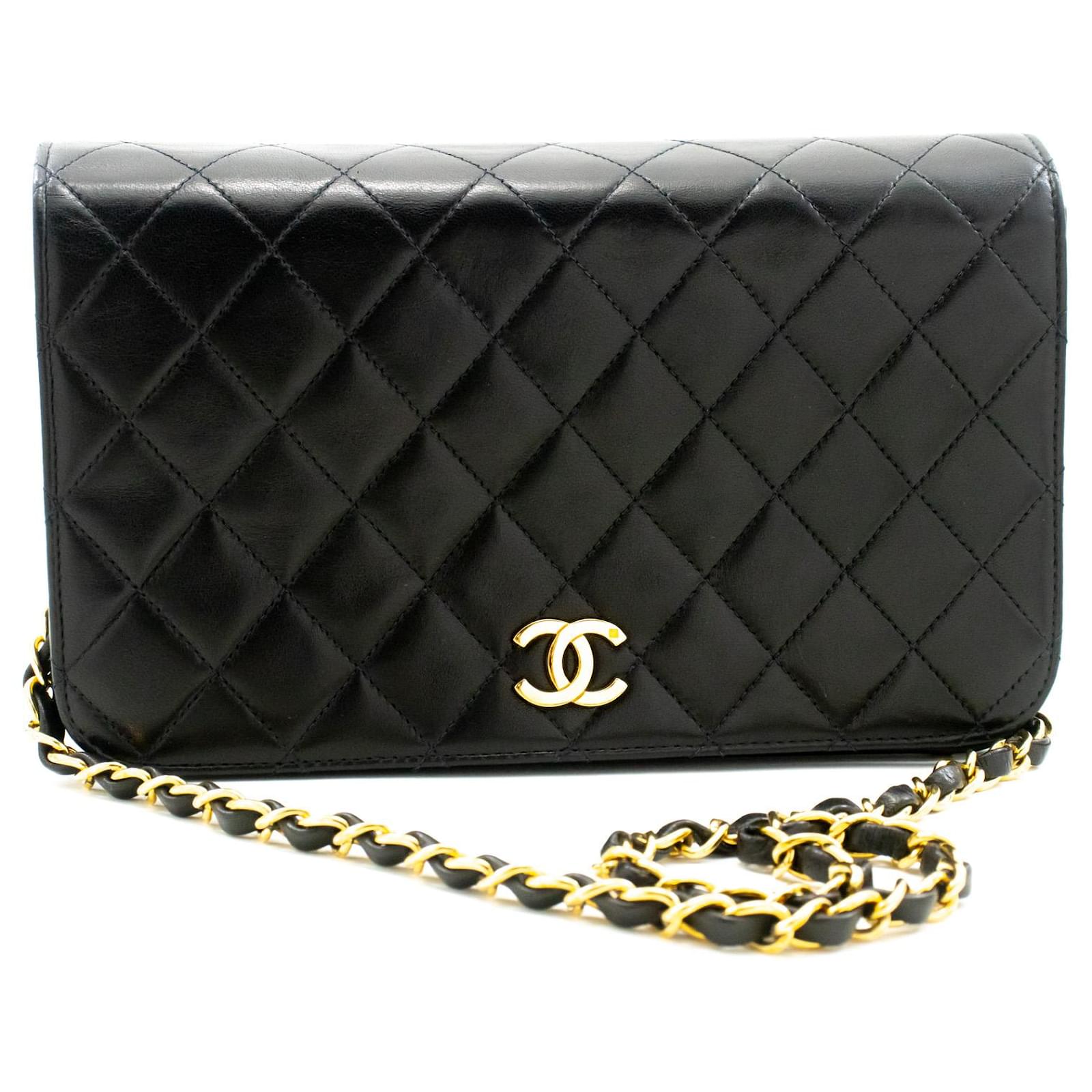 Wallet On Chain Chanel Cross Black Leather ref.1176619 - Joli Closet