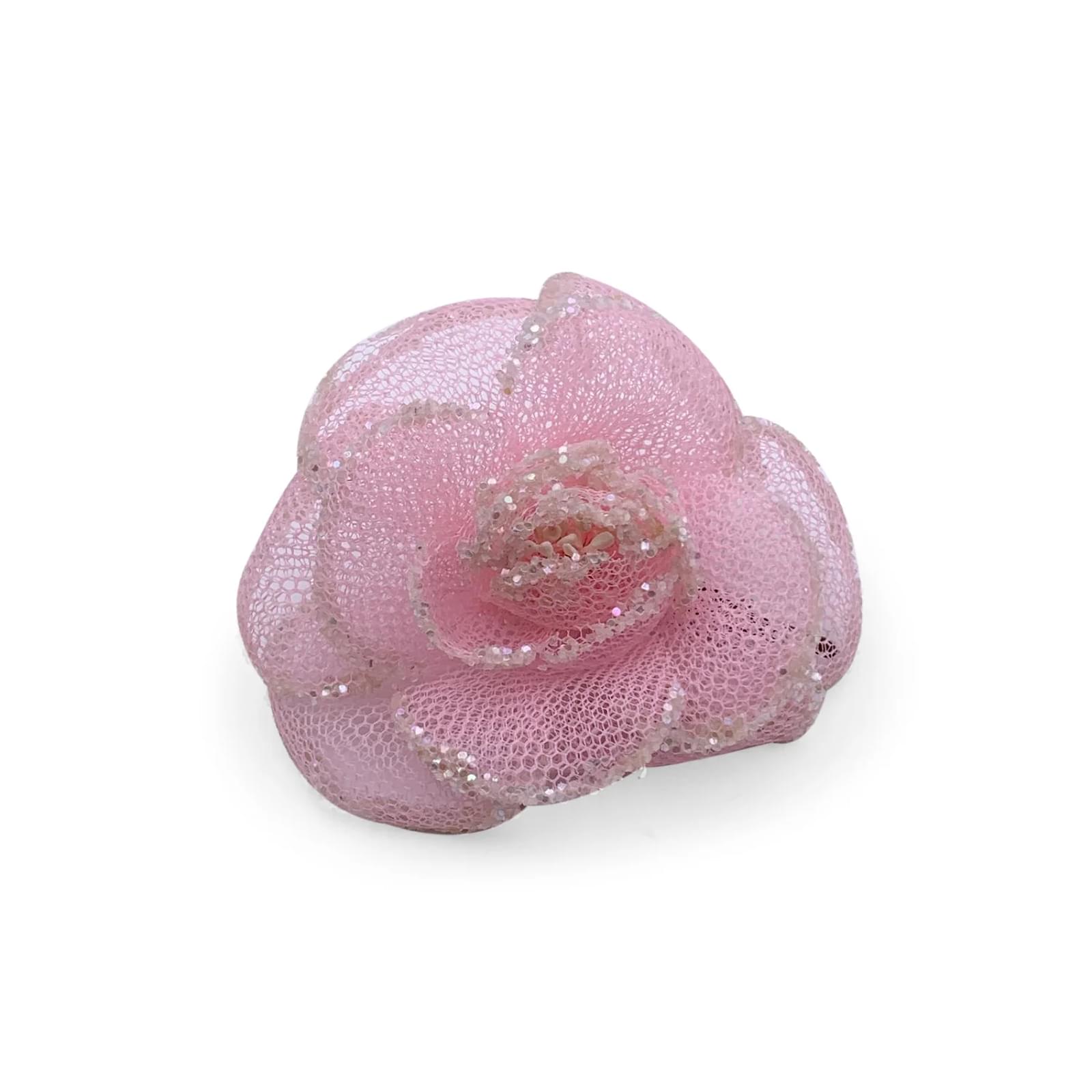 Chanel broche de fleur de camélia de camélia de scintillement de tissu ...