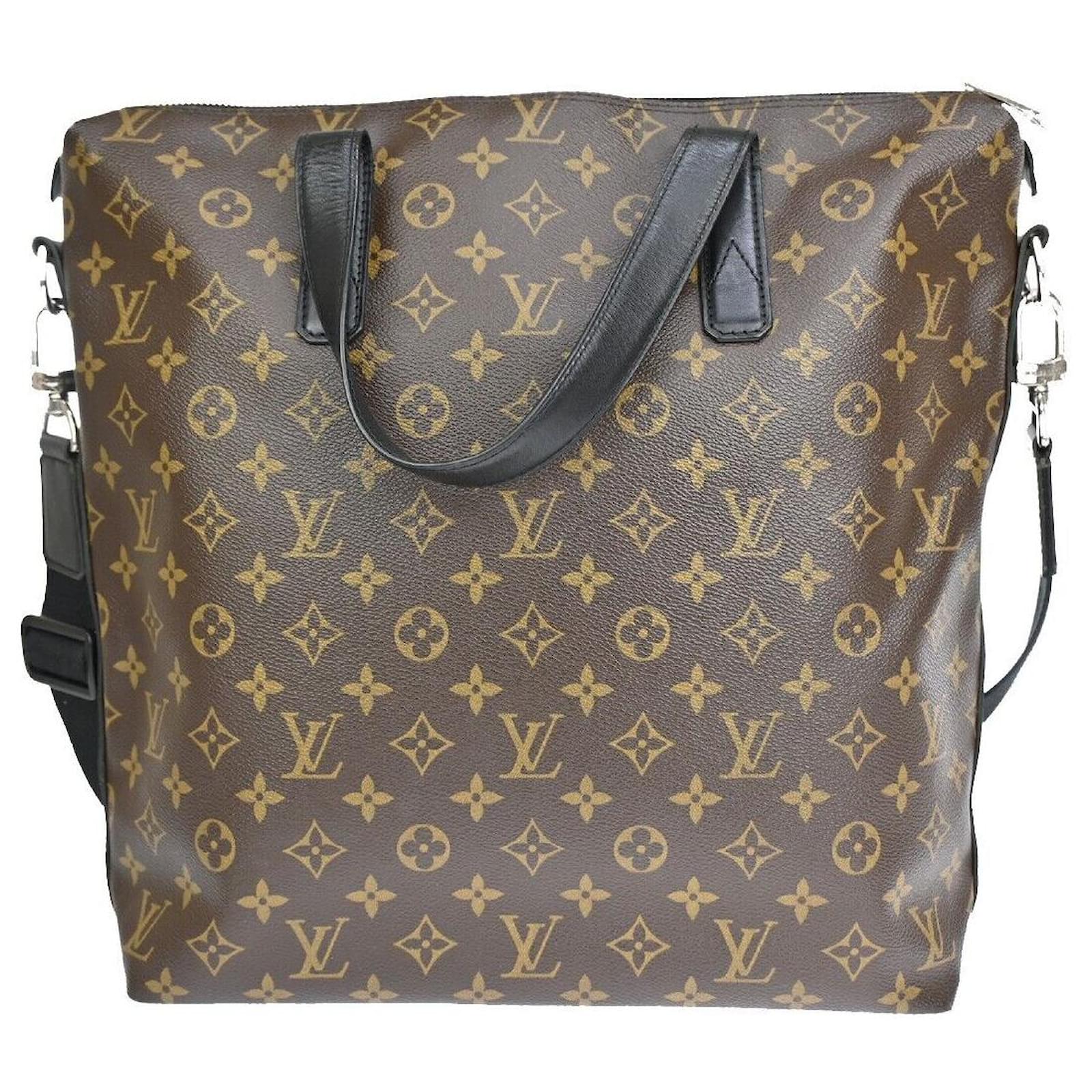 Louis Vuitton Davis Brown Cloth ref.1198989 - Joli Closet
