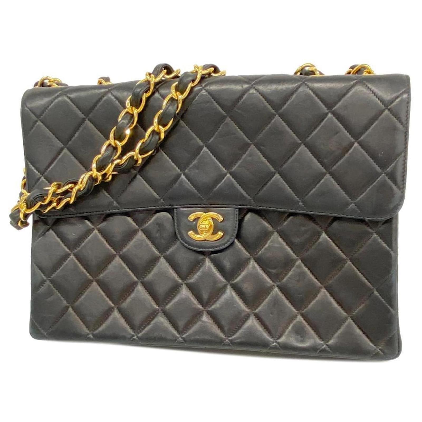 Classique Chanel Cuir Noir ref.1200486 - Joli Closet