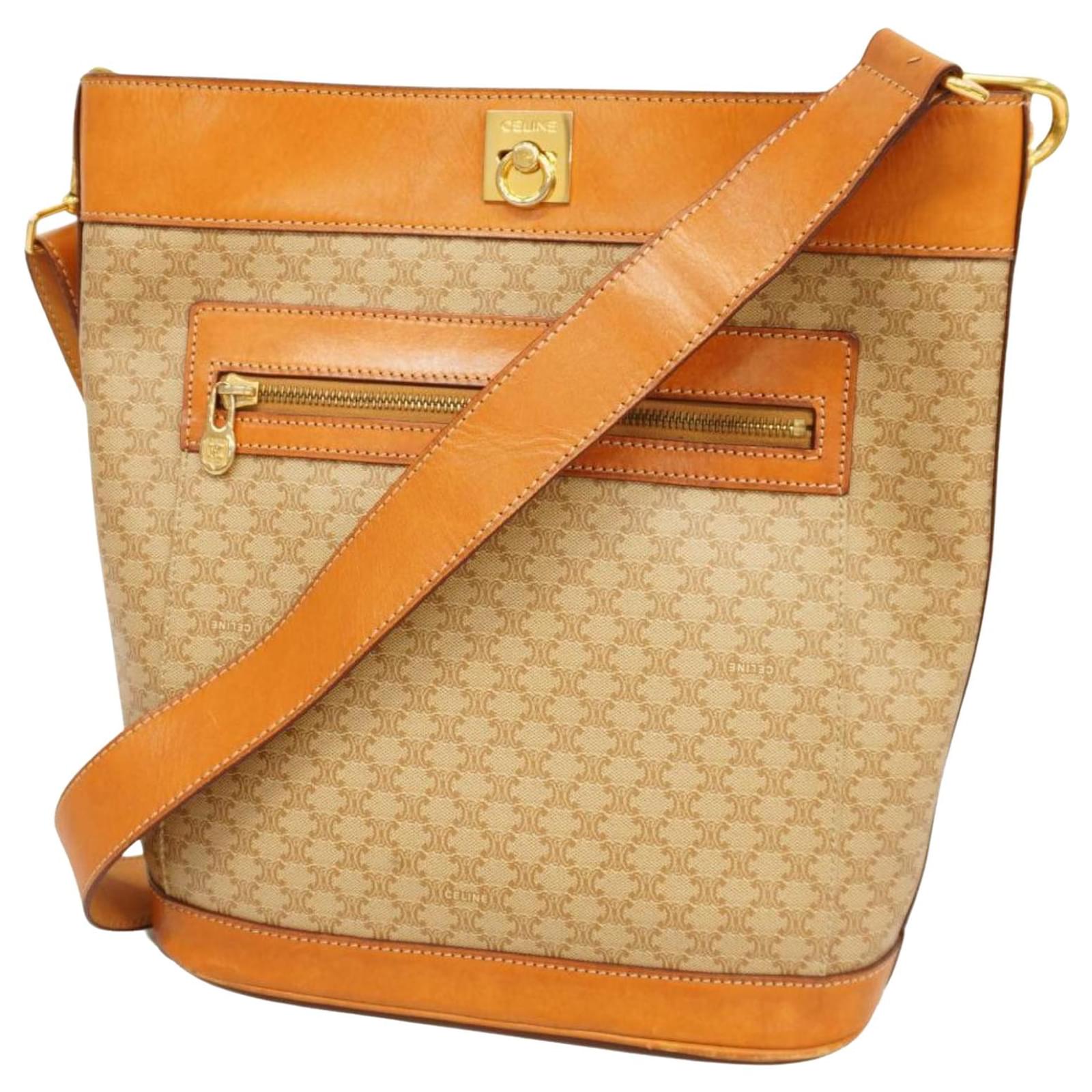 Céline Celine Beige Cloth ref.1203878 - Joli Closet