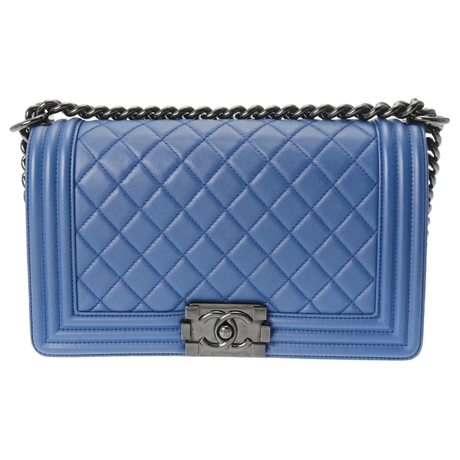 Chanel Boy Blue Leather ref.1212432 - Joli Closet