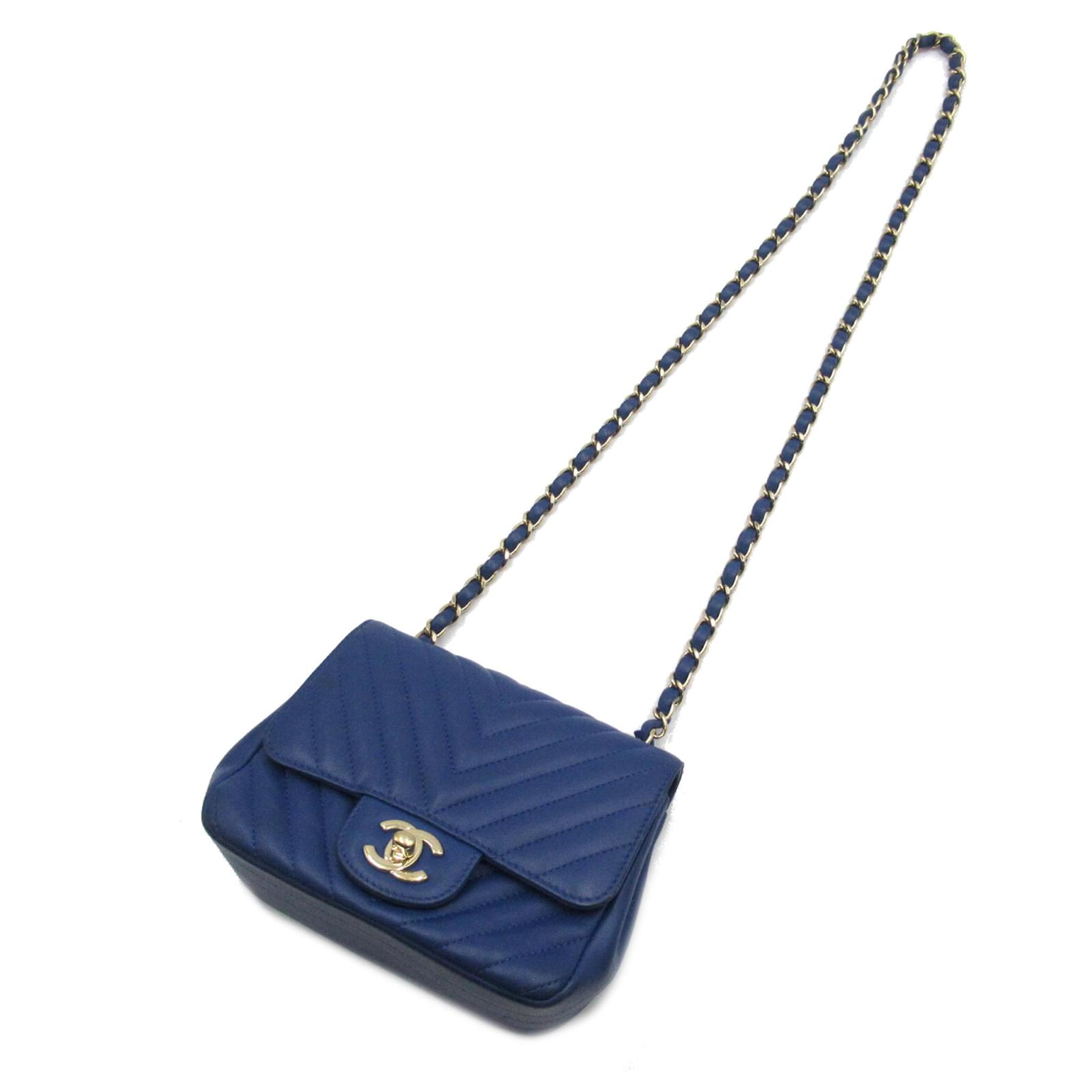 Timeless Chanel Blue Leather ref.1215330 - Joli Closet