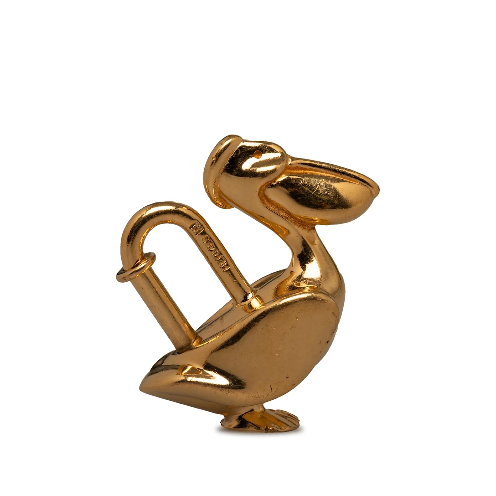 Hermès Gold Hermes Pelican Cadena Lock Charm Golden Metal ref.1217877 ...