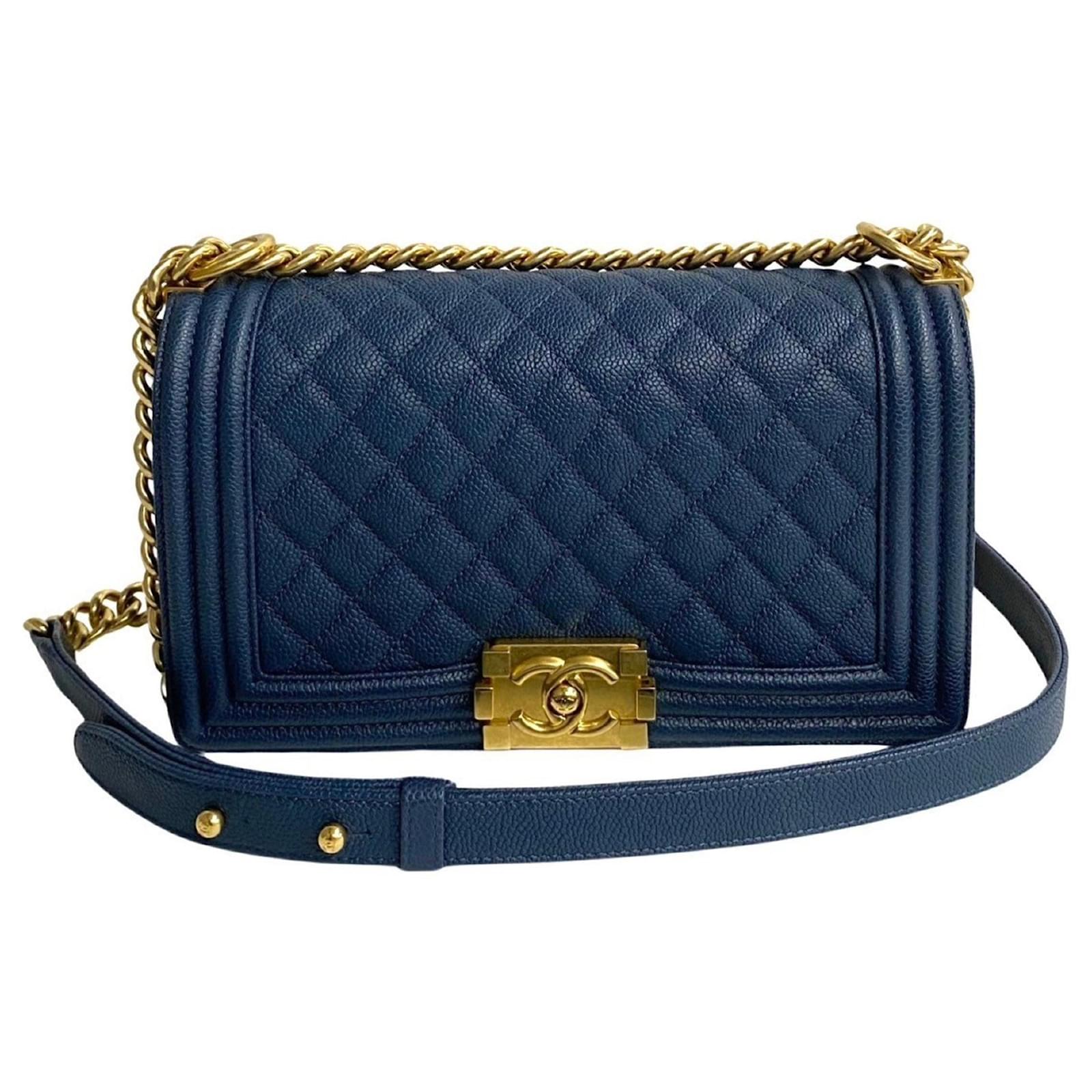 Chanel Boy Blue Leather ref.1219531 - Joli Closet