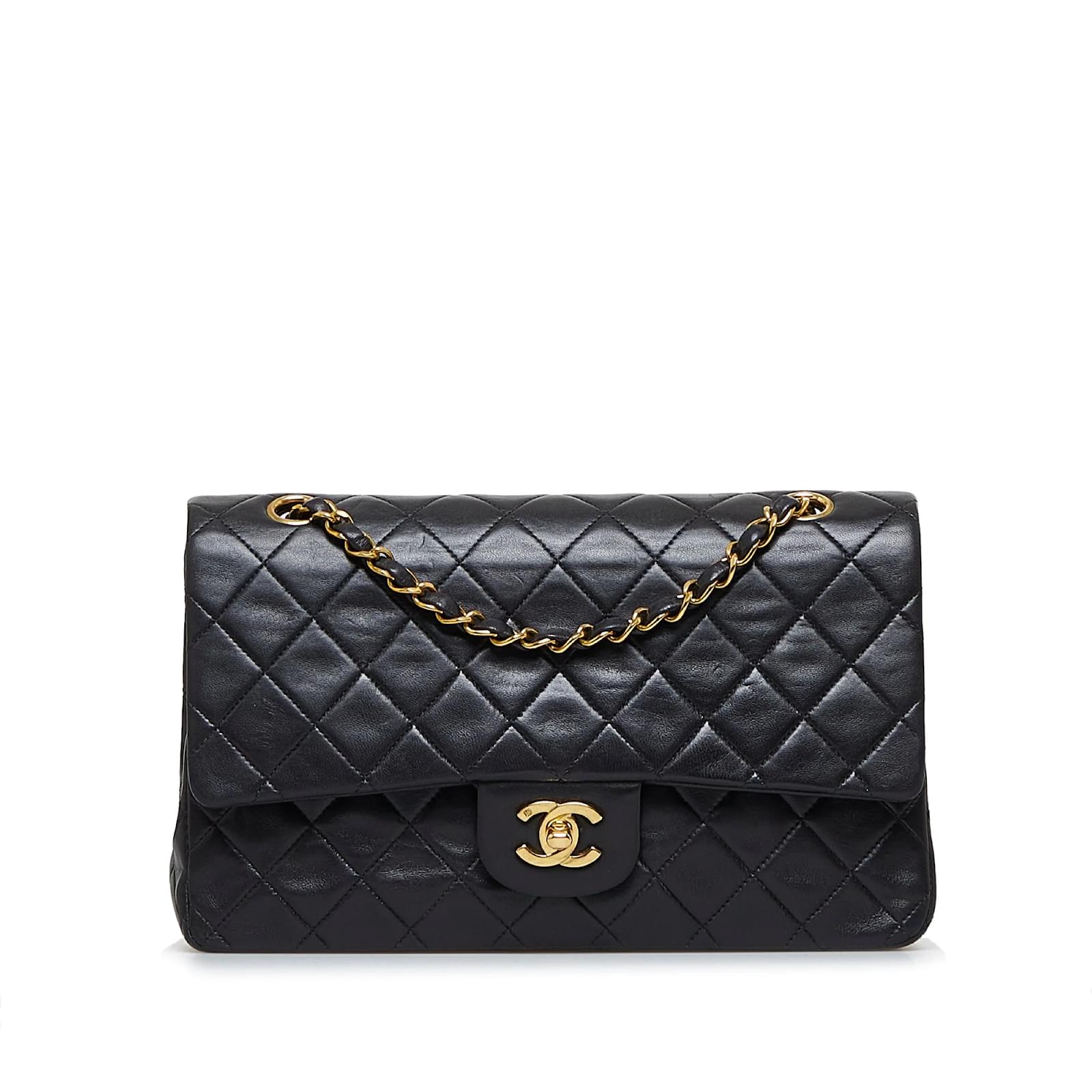 CHANEL Handbags Timeless/classique Black Leather ref.1227117 - Joli Closet