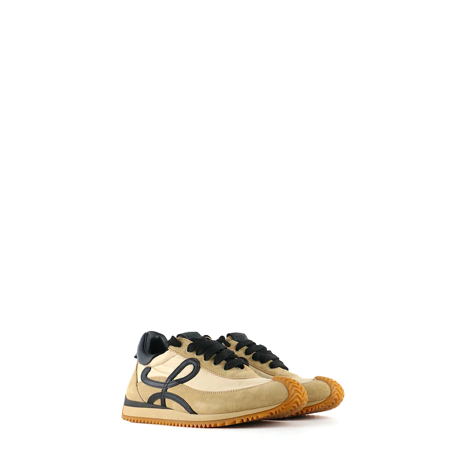 LOEWE Trainers T.eu 36 leather Brown ref.1233344 - Joli Closet