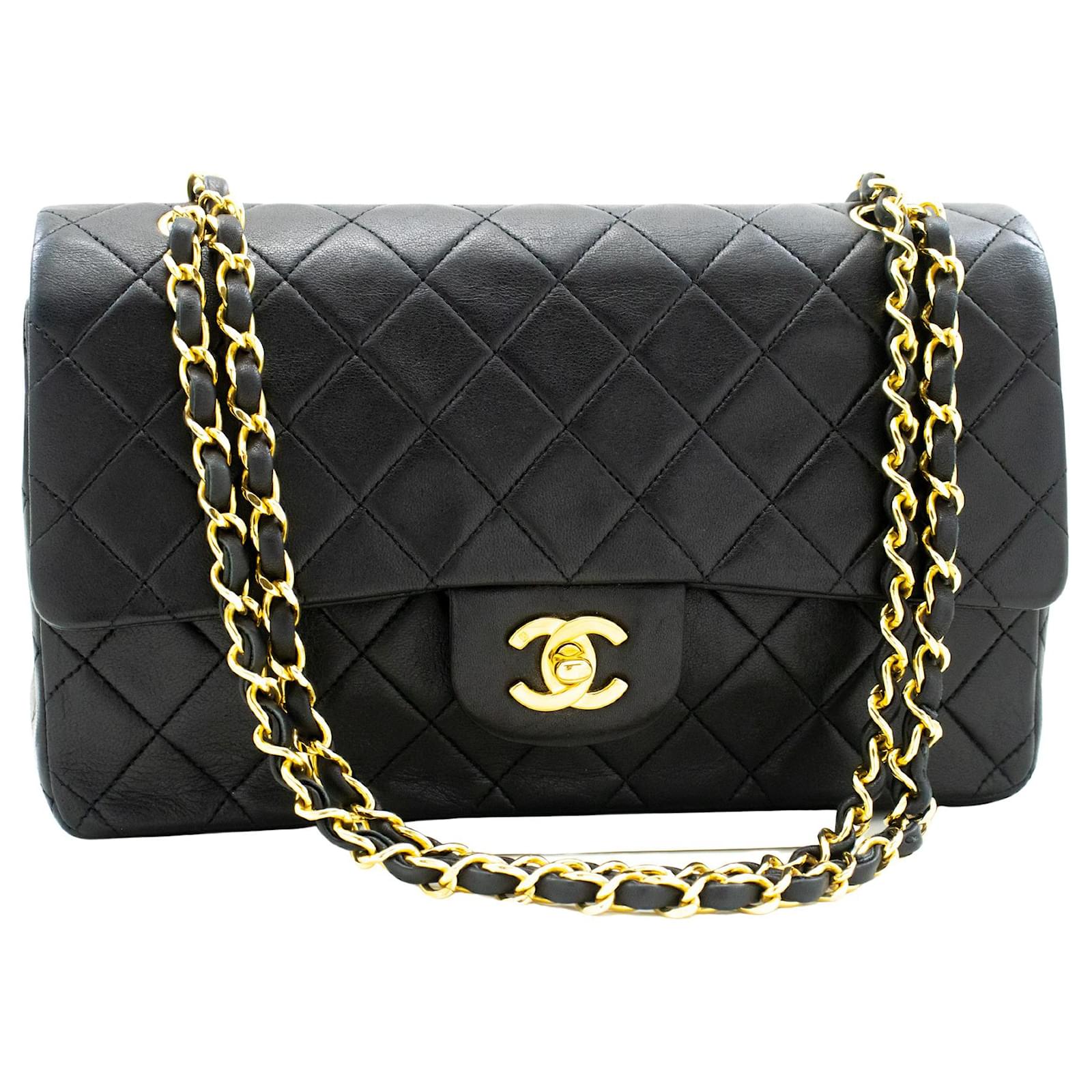 Timeless Chanel lined Flap Black Leather ref.1243536 - Joli Closet