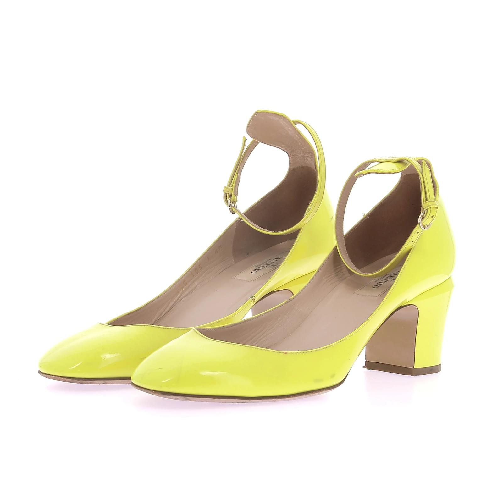 VALENTINO GARAVANI Heels T.eu 40 leather Yellow ref.1246439 - Joli Closet