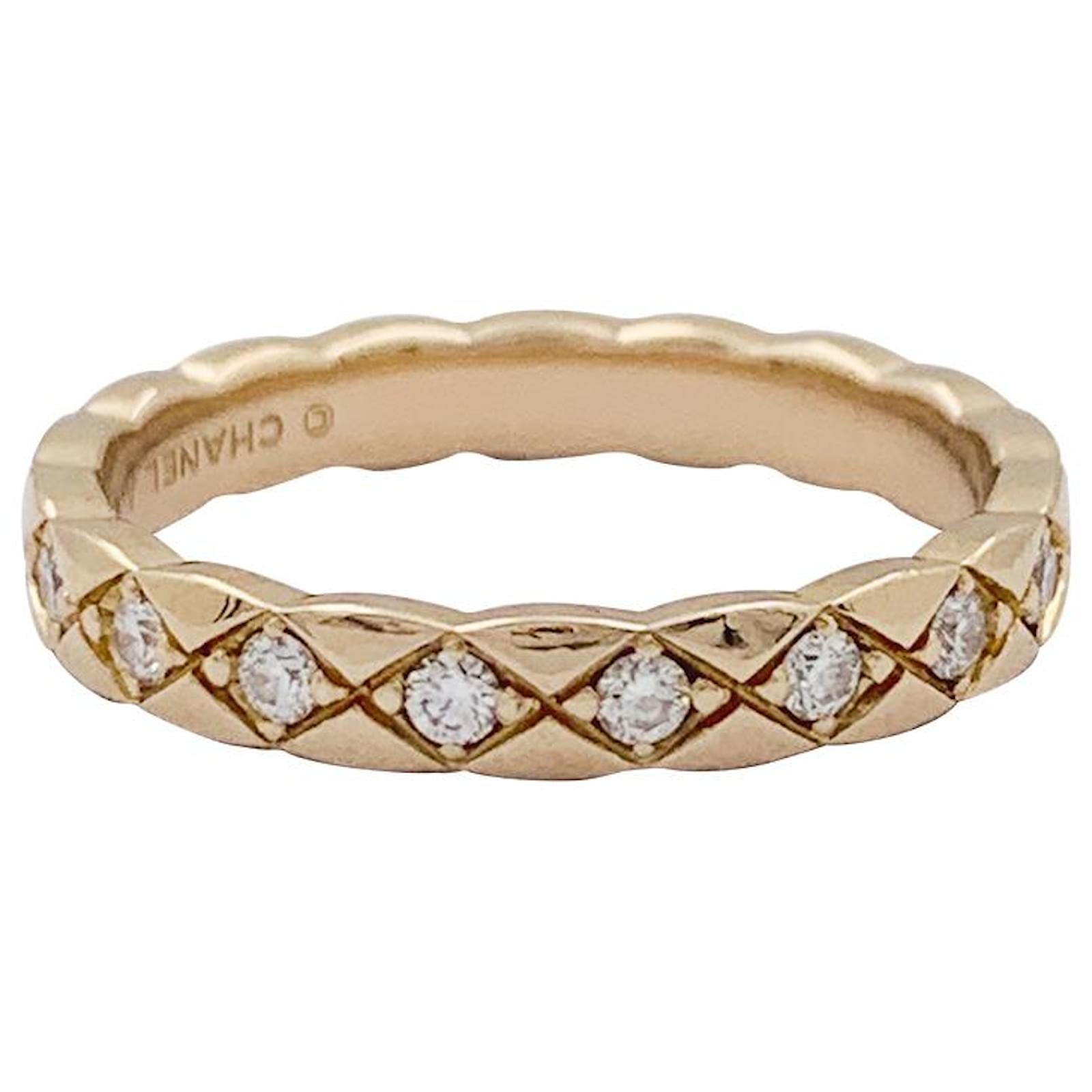 Chanel wedding ring, "Coco Crush", Rose gold, diamants. Pink gold ref ...