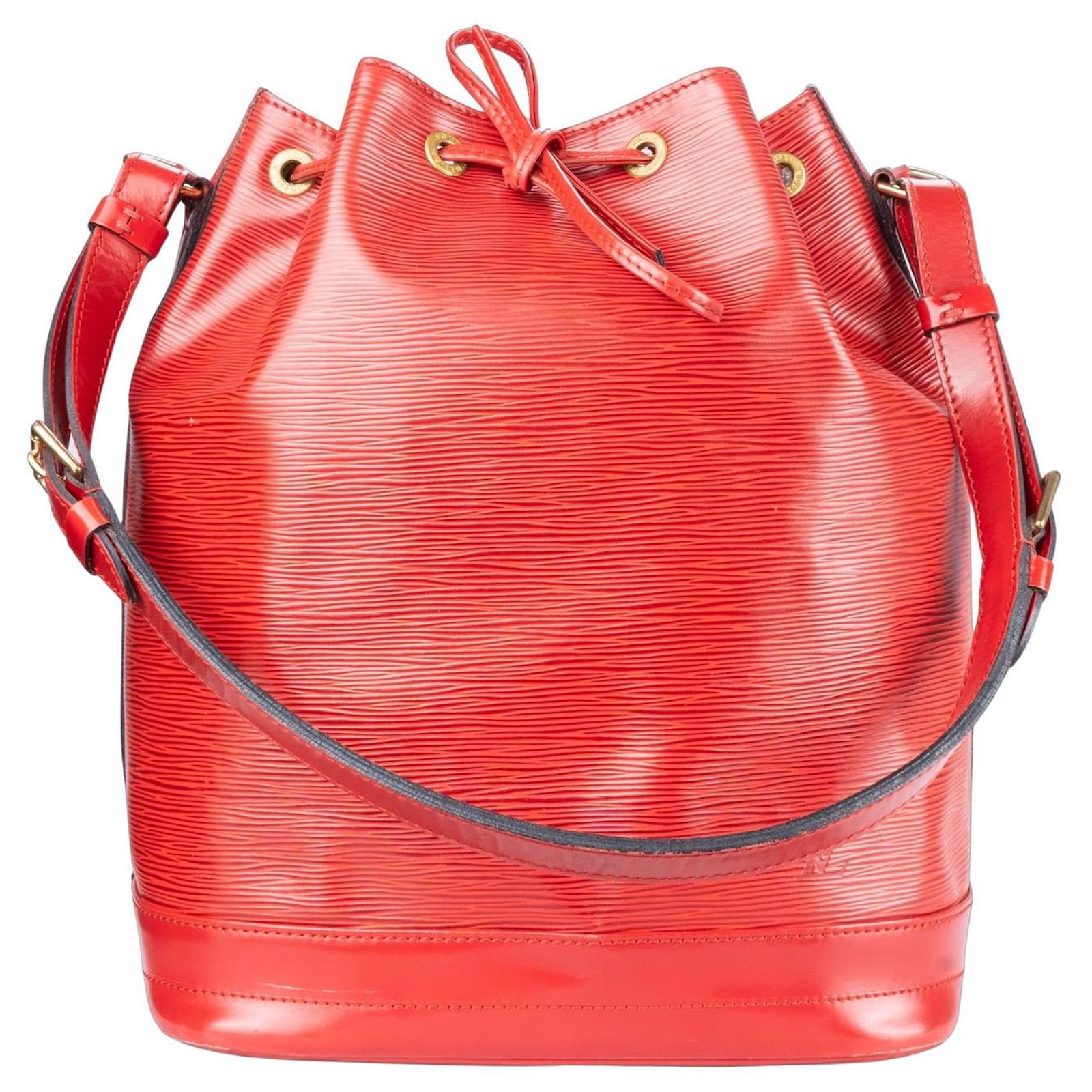 Louis Vuitton Red Epi Leather Sac Noe Grande ref.1259945 - Joli Closet