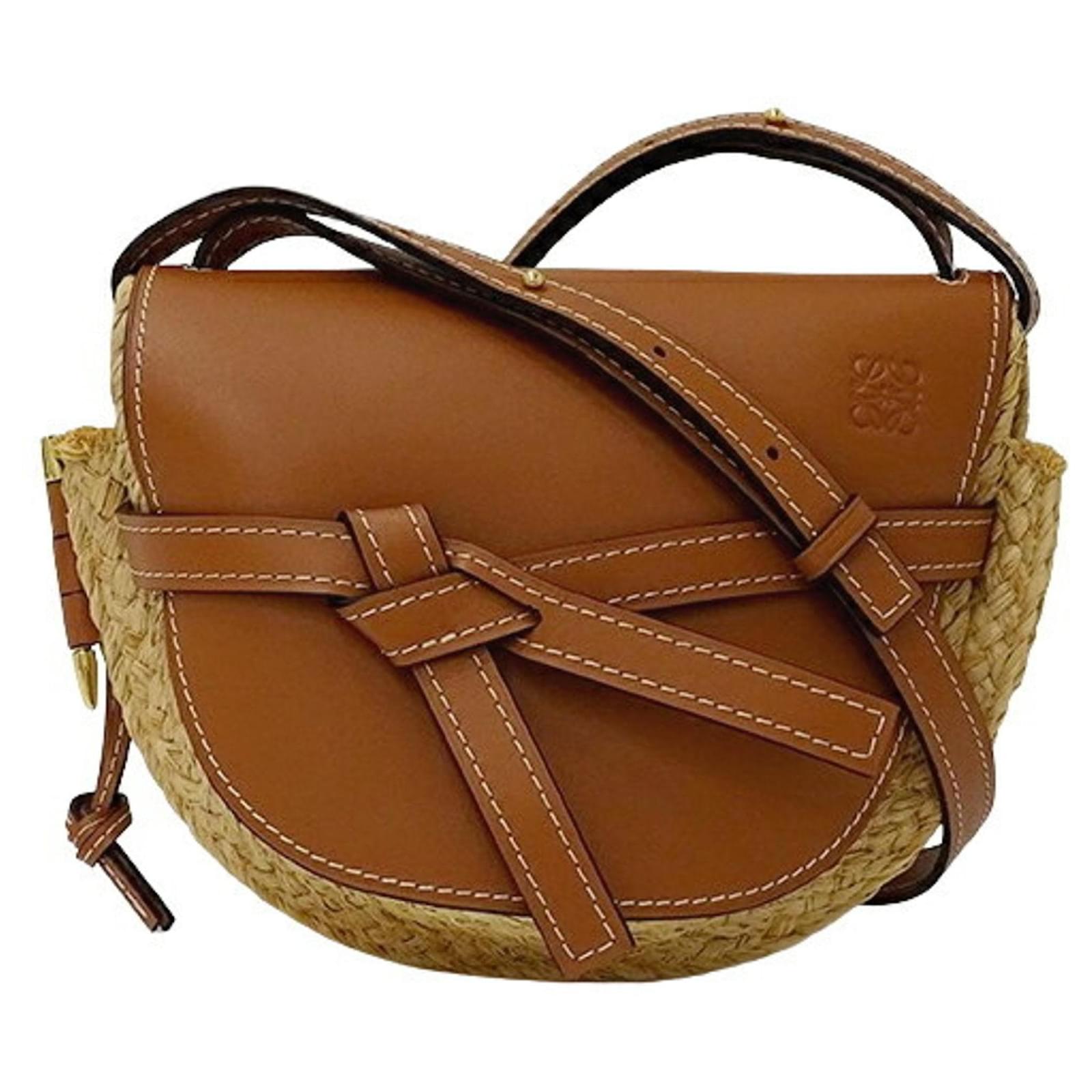 Loewe Gate Beige Synthetic ref.1262524 - Joli Closet