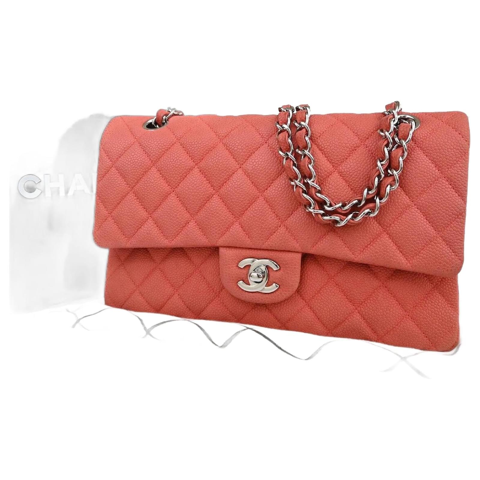 Chanel Timeless Red Leather ref.1294835 - Joli Closet