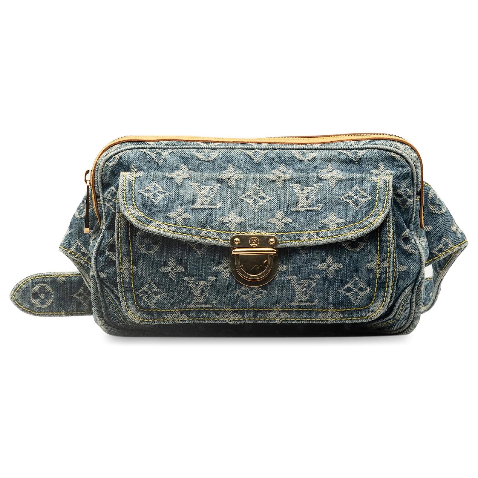 Blue Louis Vuitton Monogram Denim Bum Bag ref.1300654 - Joli Closet