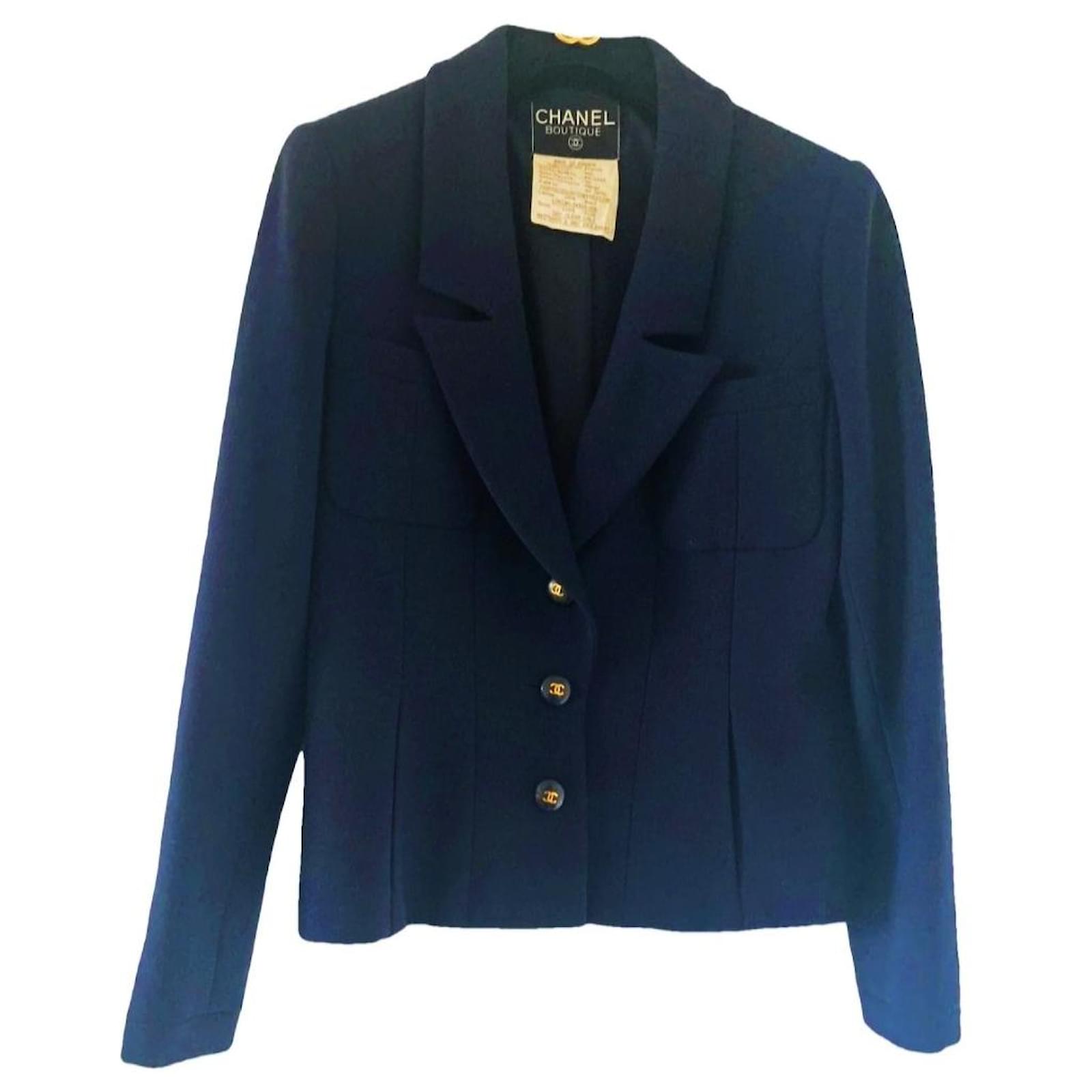 Vintage navy blue Chanel jacket Wool ref.1302498 - Joli Closet