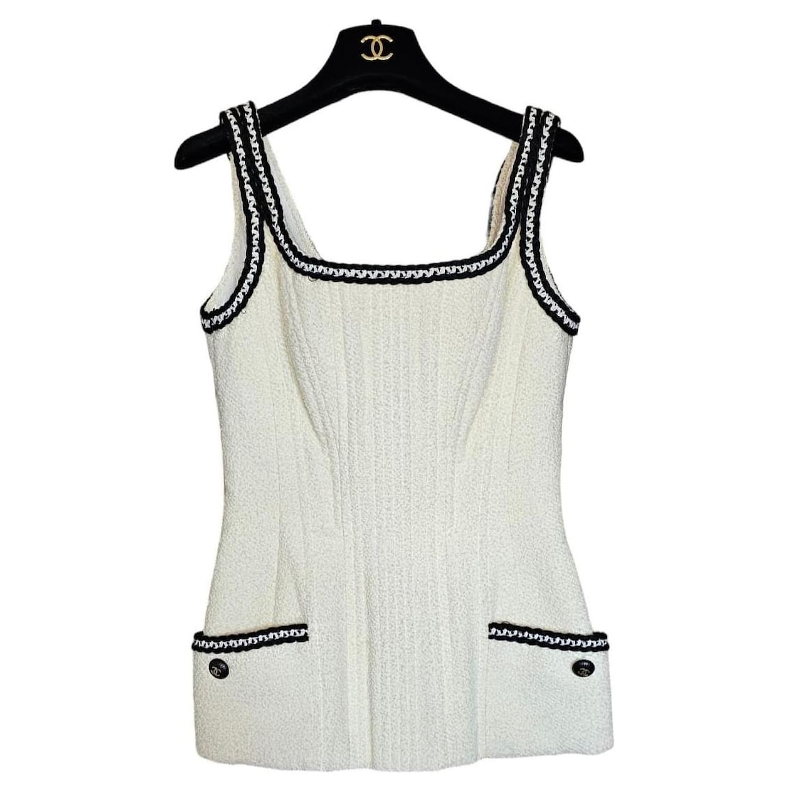 Chanel collection corset Black Eggshell Tweed ref.1314011 - Joli Closet