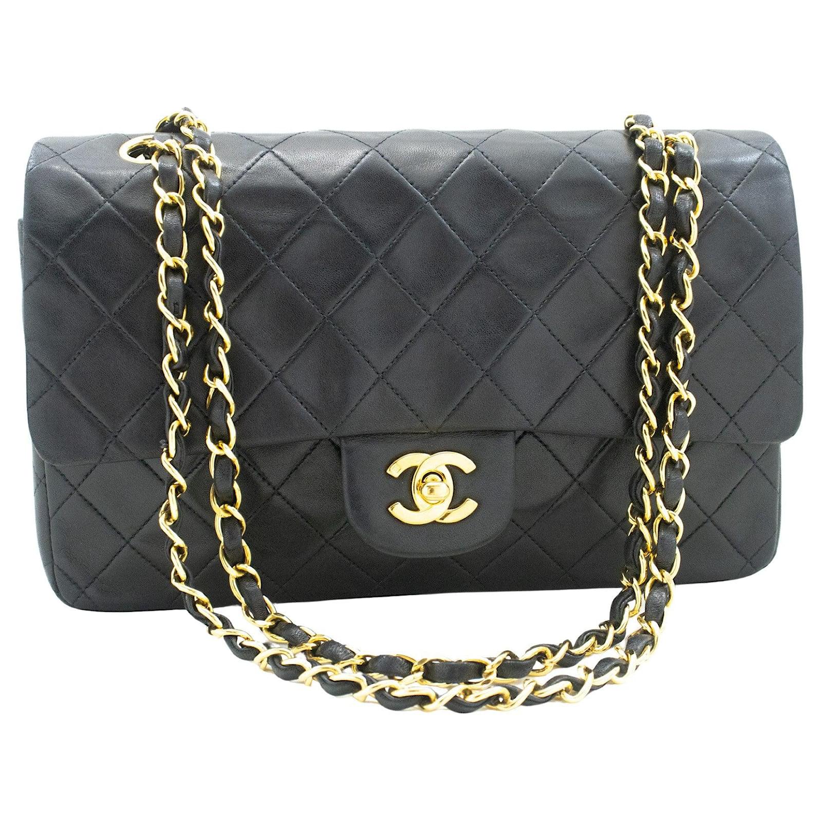Chanel Timeless Black Leather ref.1323103 - Joli Closet